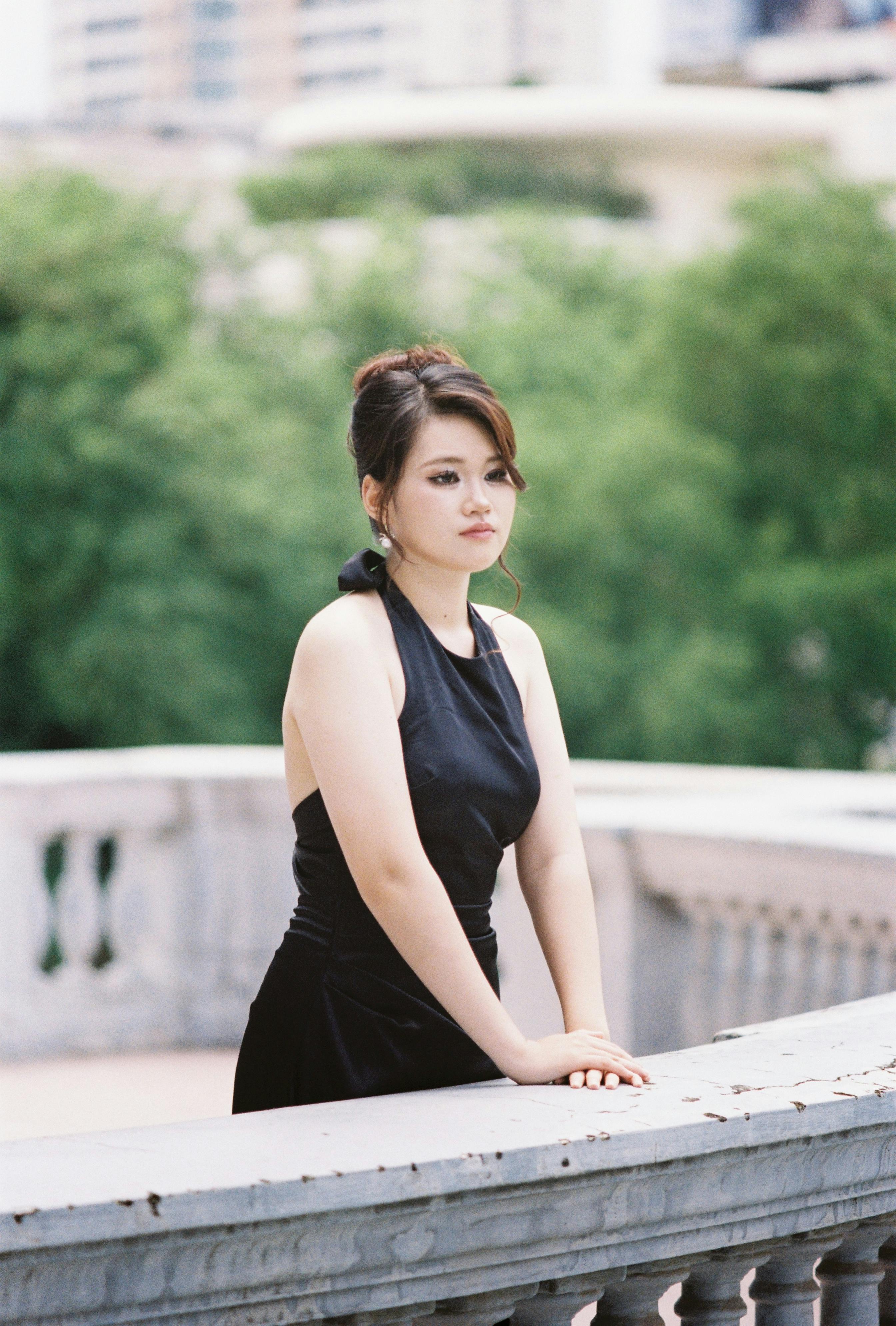 Classic Fashion Dress Photos, Download The BEST Free Classic Fashion ...