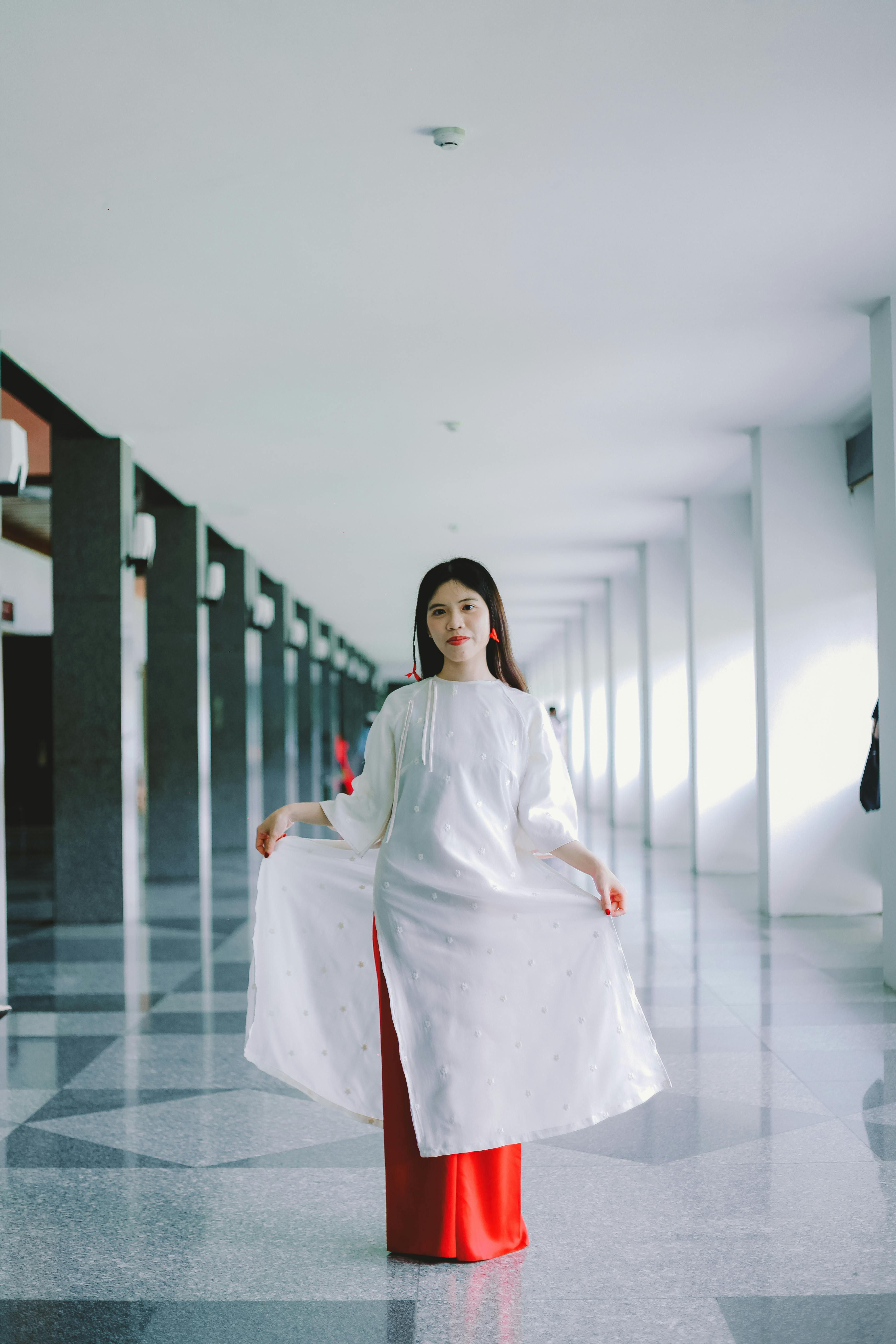 Down+Blouse+Gifs Photos, Download The BEST Free Down+Blouse+Gifs Stock ...