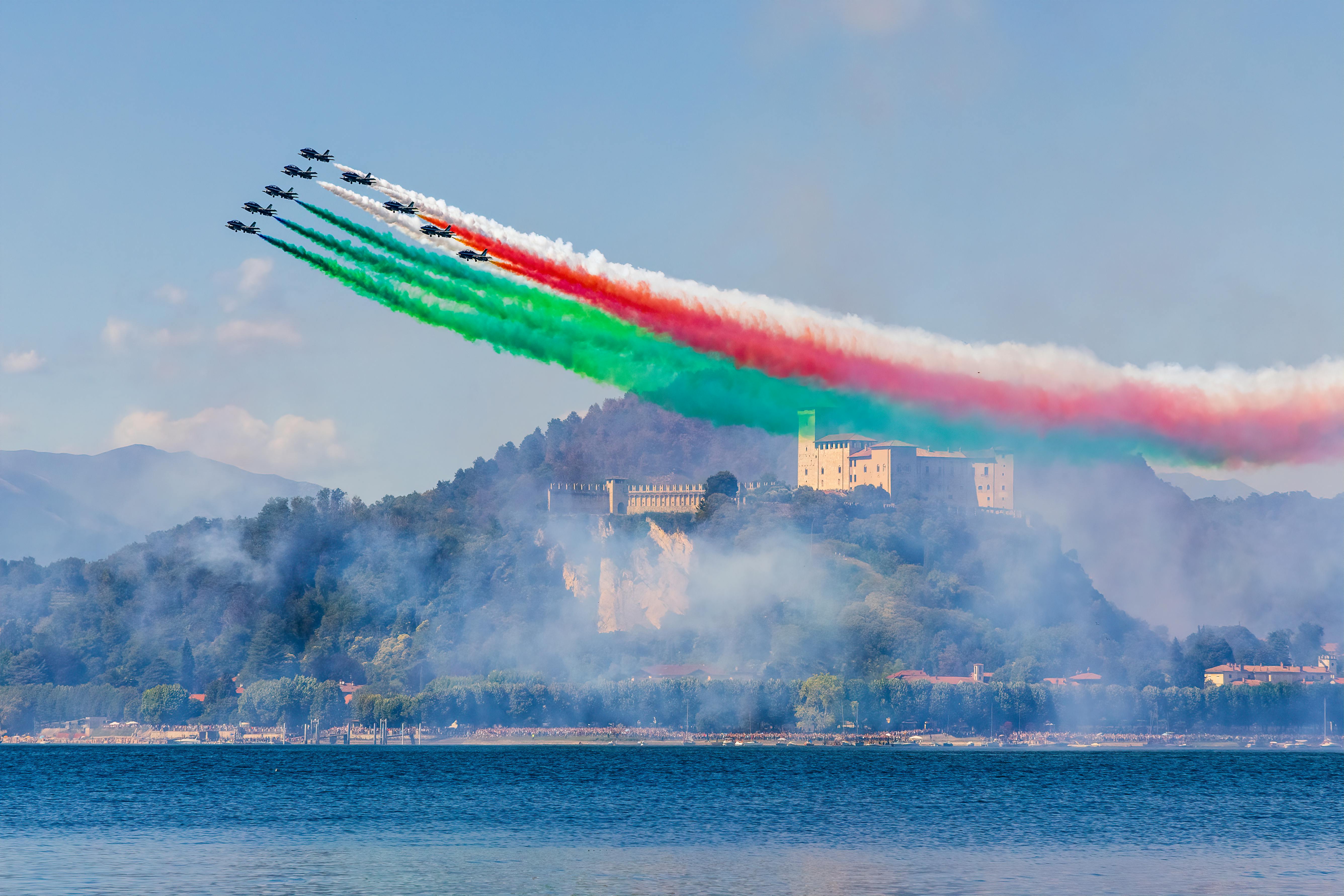 Italian Air Force Aerobatic Flyover Lake · Free Stock Photo