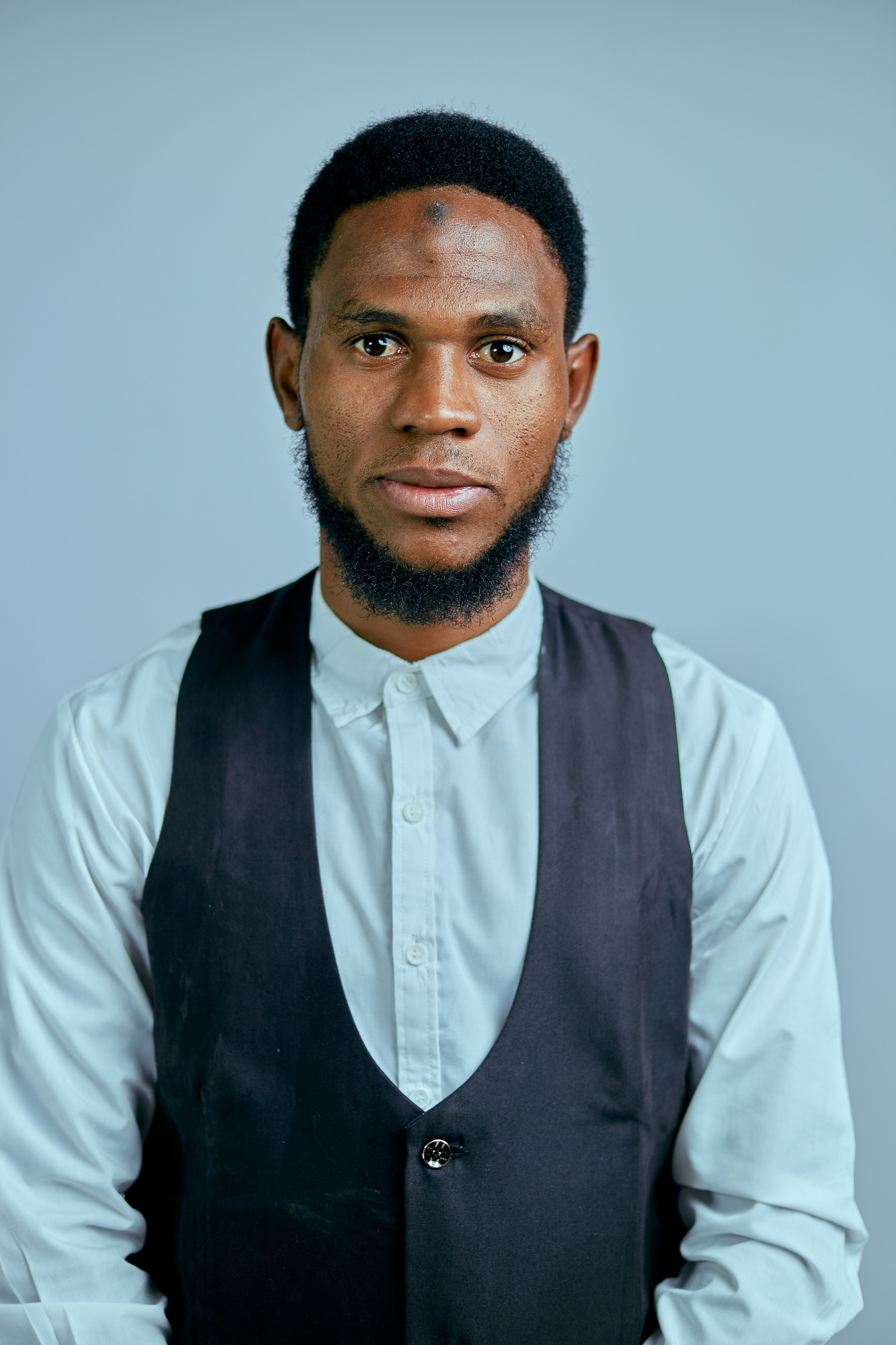 Portrait Professionnel D'un Jeune Homme · Photo gratuite