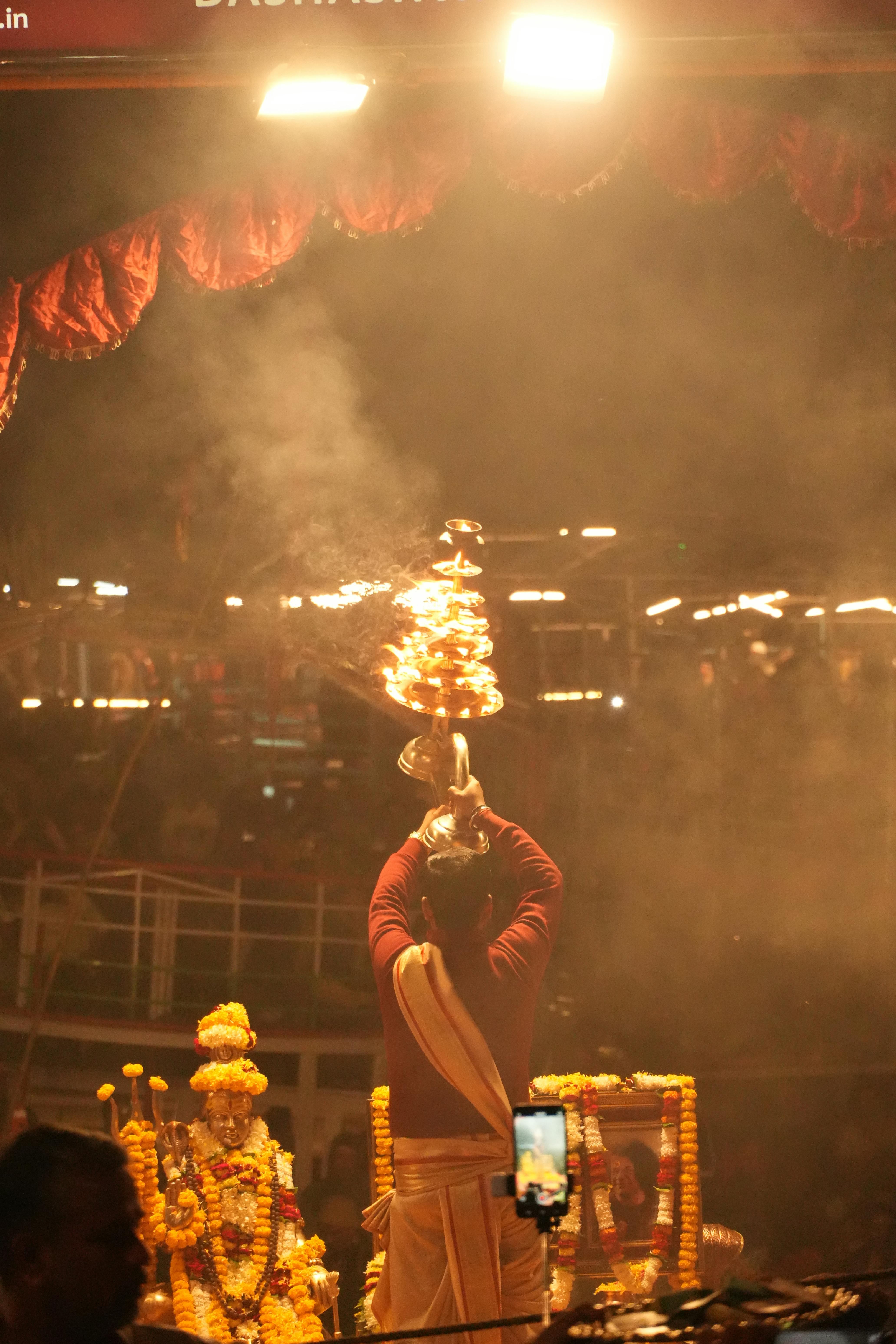 Hindu Brahman Photos, Download The BEST Free Hindu Brahman Stock Photos ...