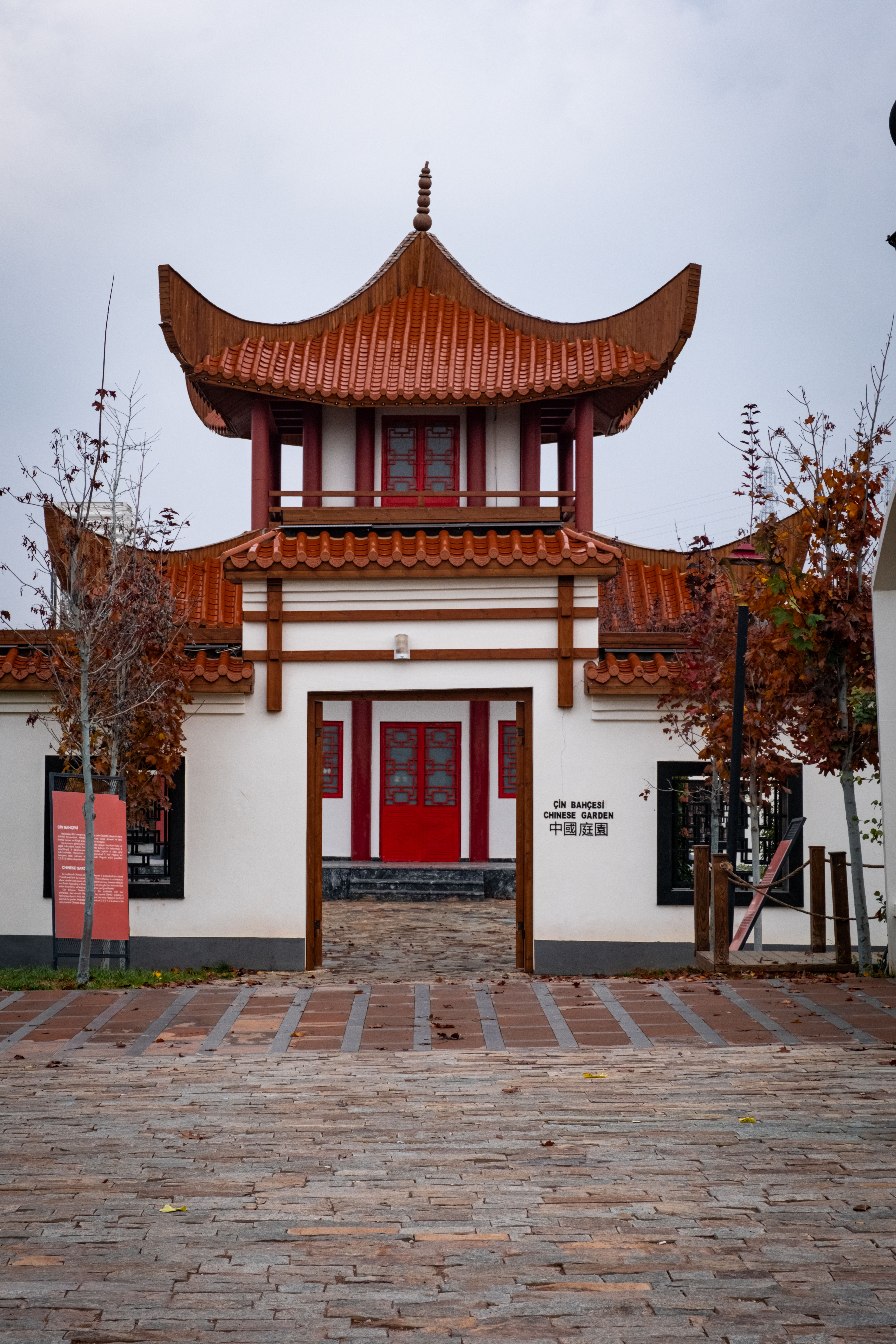 Traditional Chinese Style Pavilion with Red Roof · Free Stock Photo