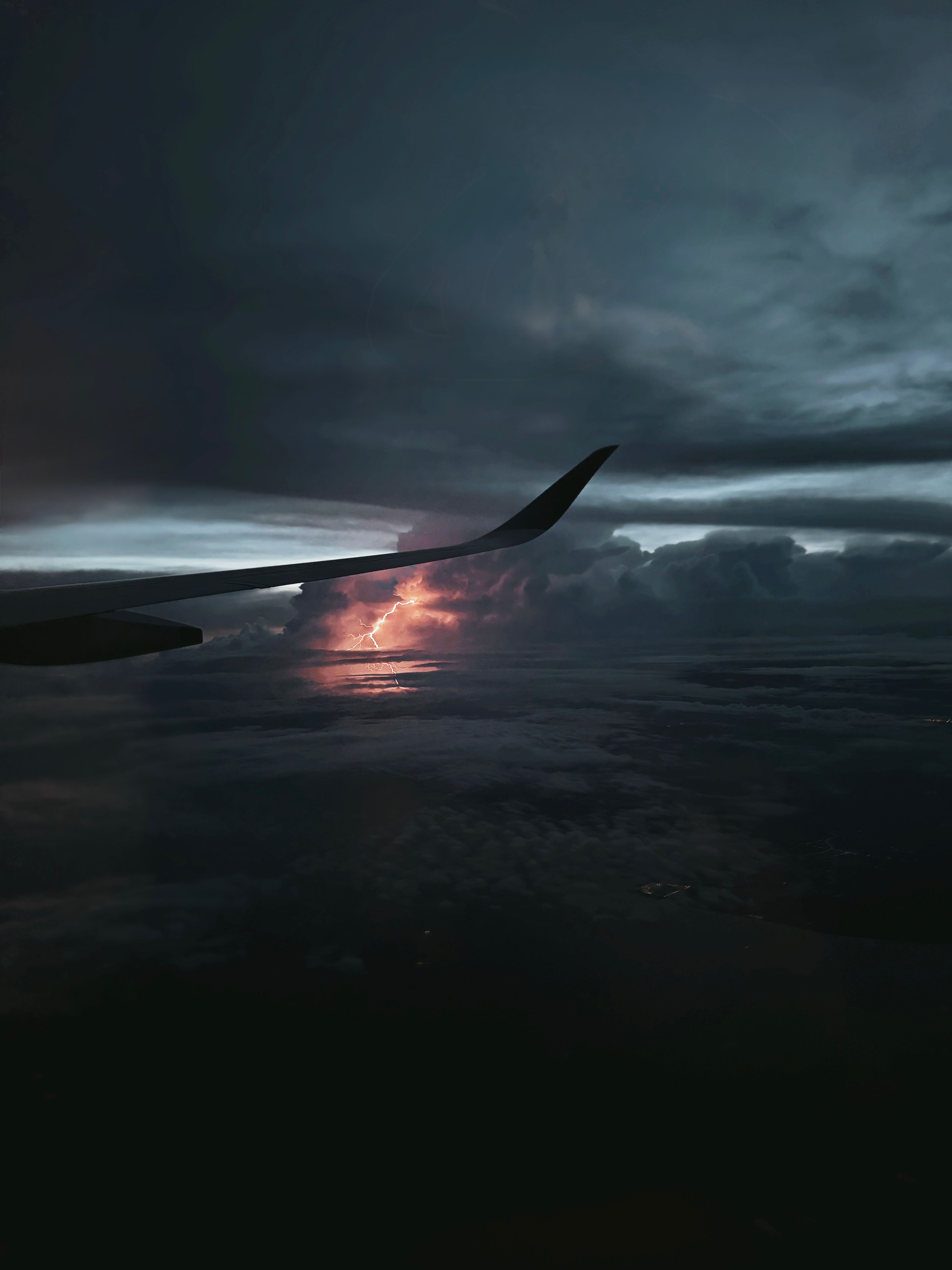 Airplane View Photos, Download The BEST Free Airplane View Stock Photos ...