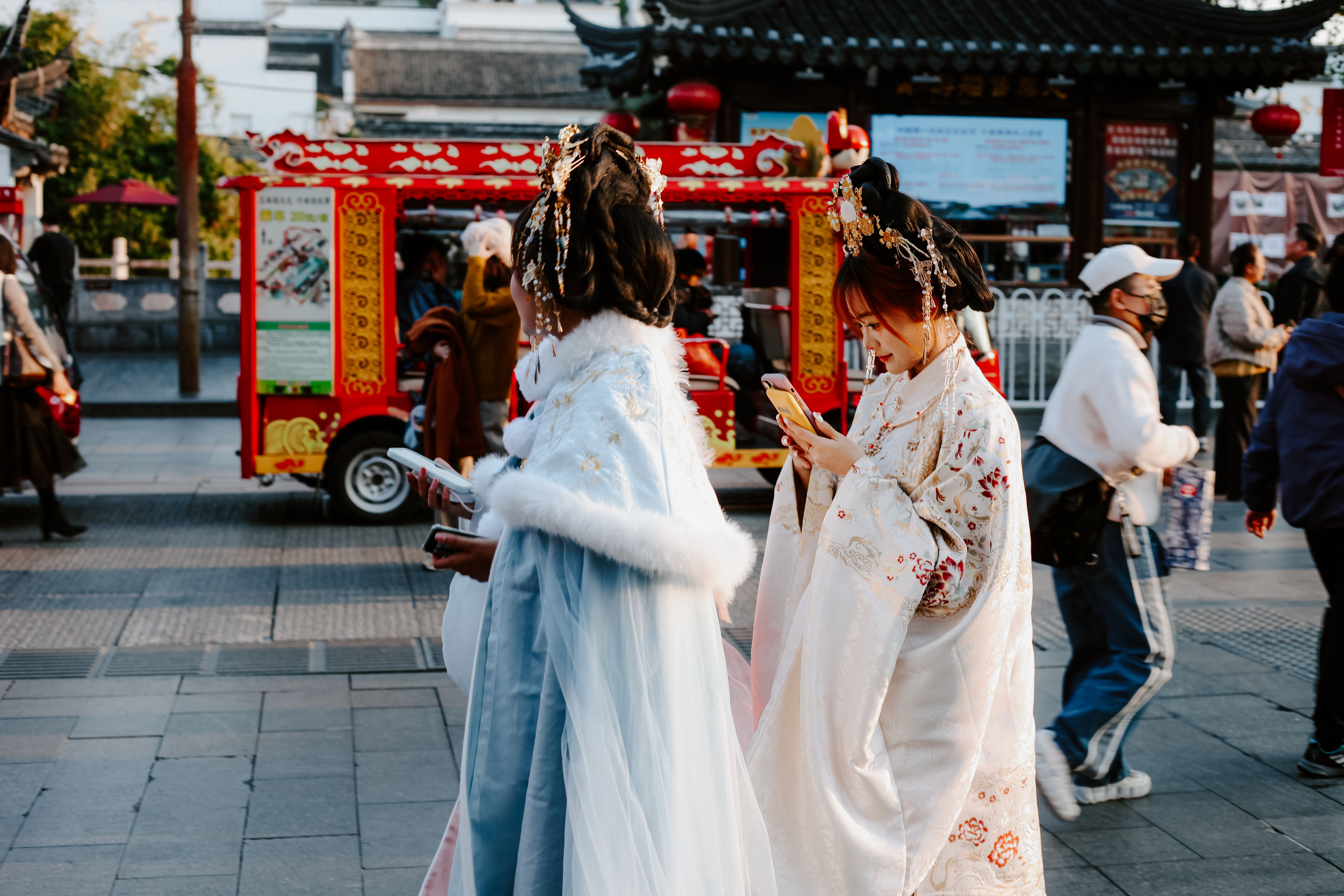 Chinese People Photos, Download The BEST Free Chinese People Stock ...
