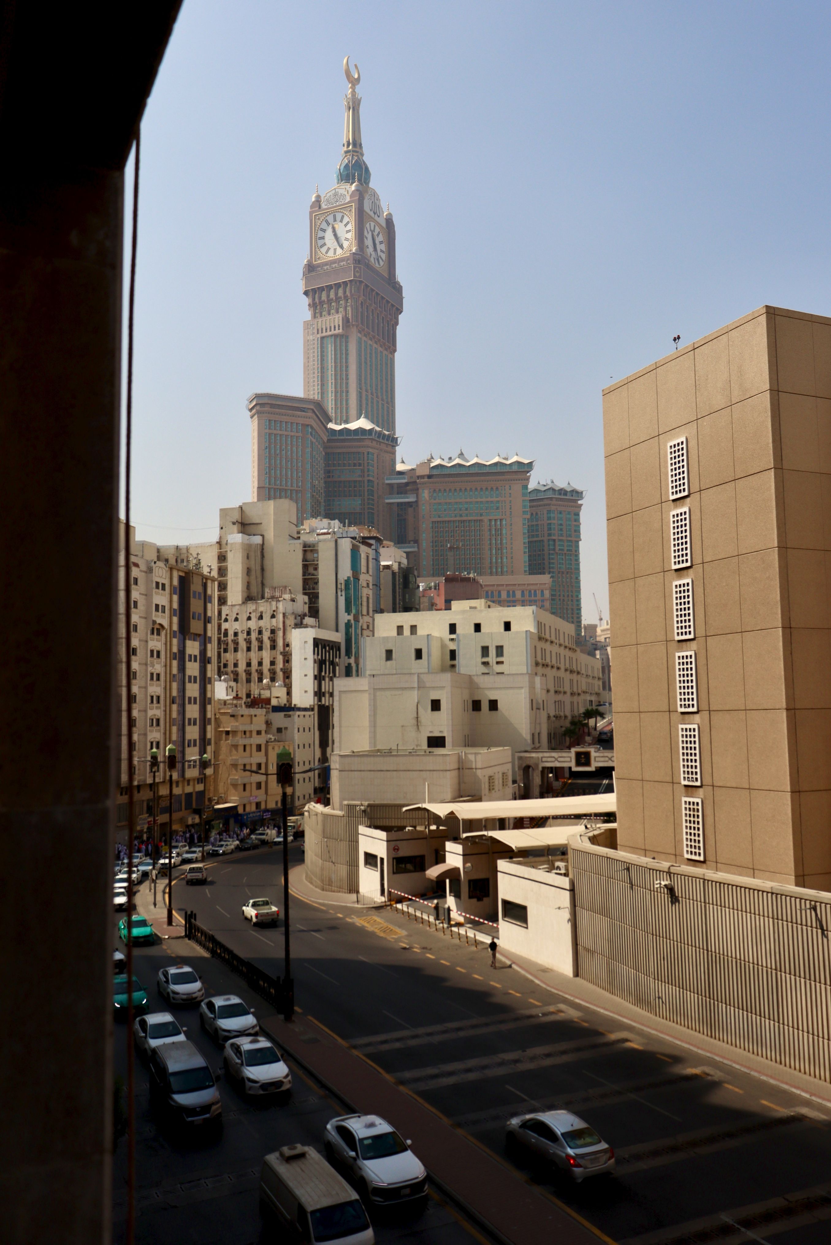 Abraj Al Bait Towers in Makkah, Saudi Arabia · Free Stock Photo