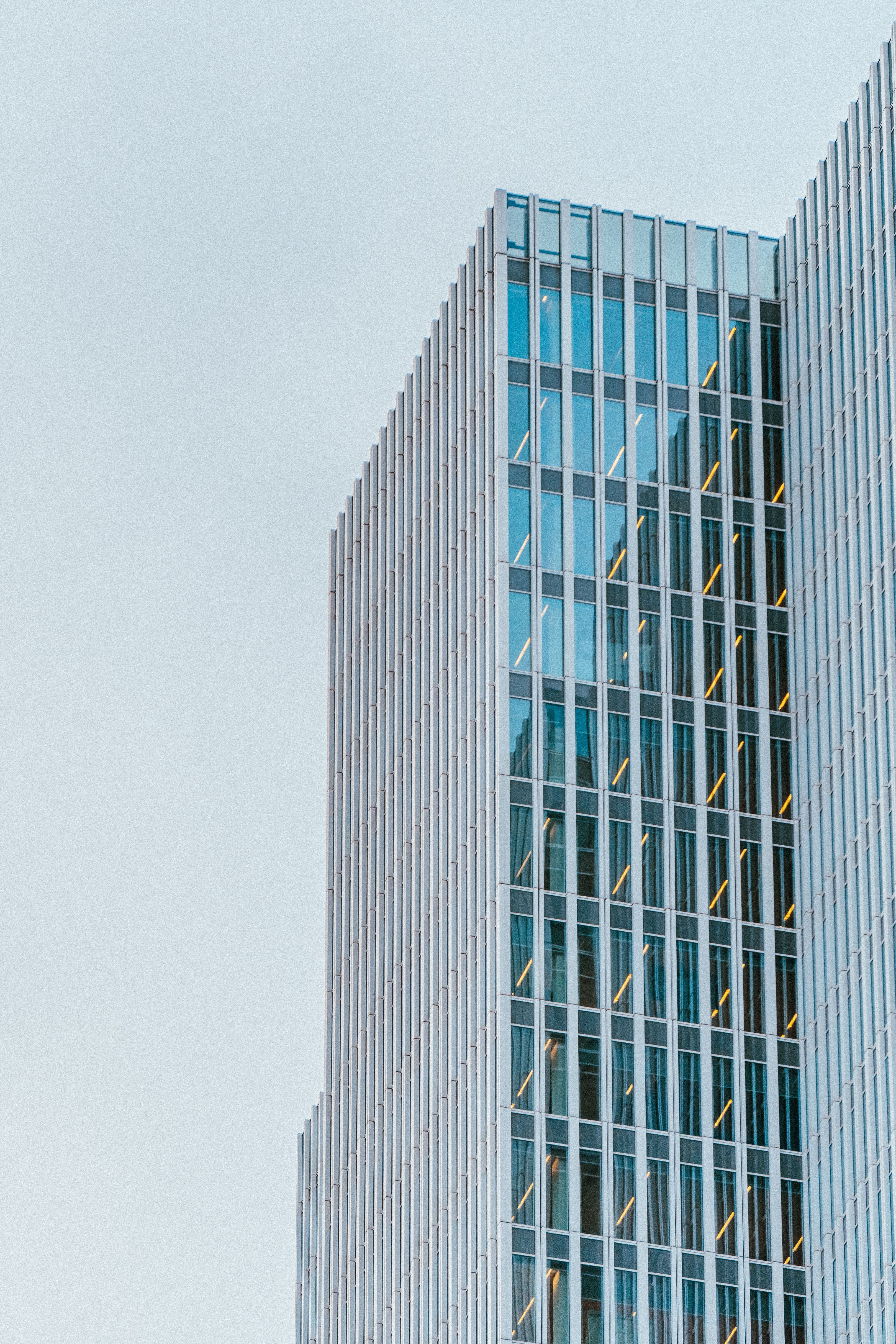 Modern Glass Skyscraper in Rotterdam Skyline · Free Stock Photo