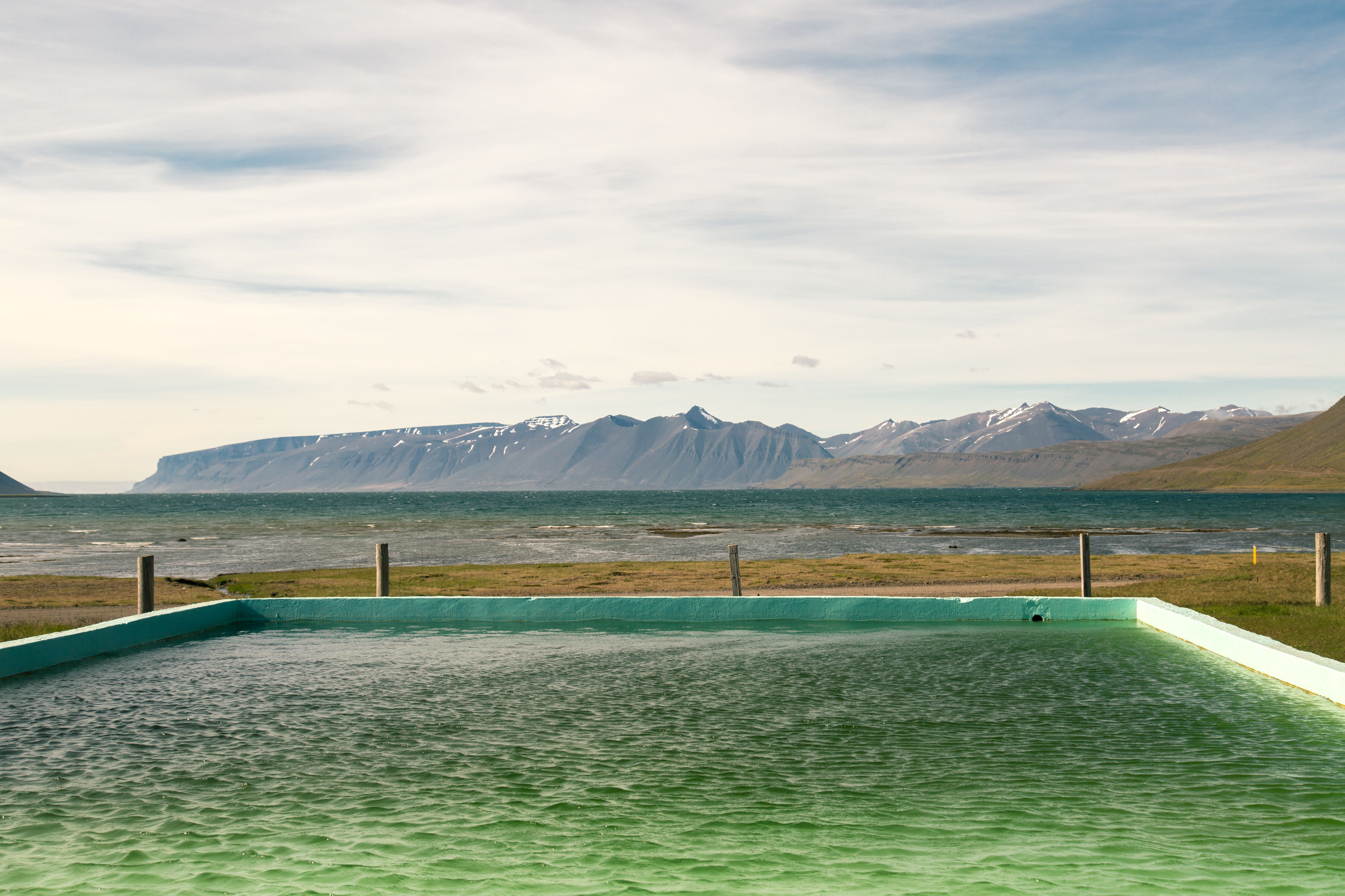 Scenic Iceland Outdoor Pool with Mountain View · Free Stock Photo