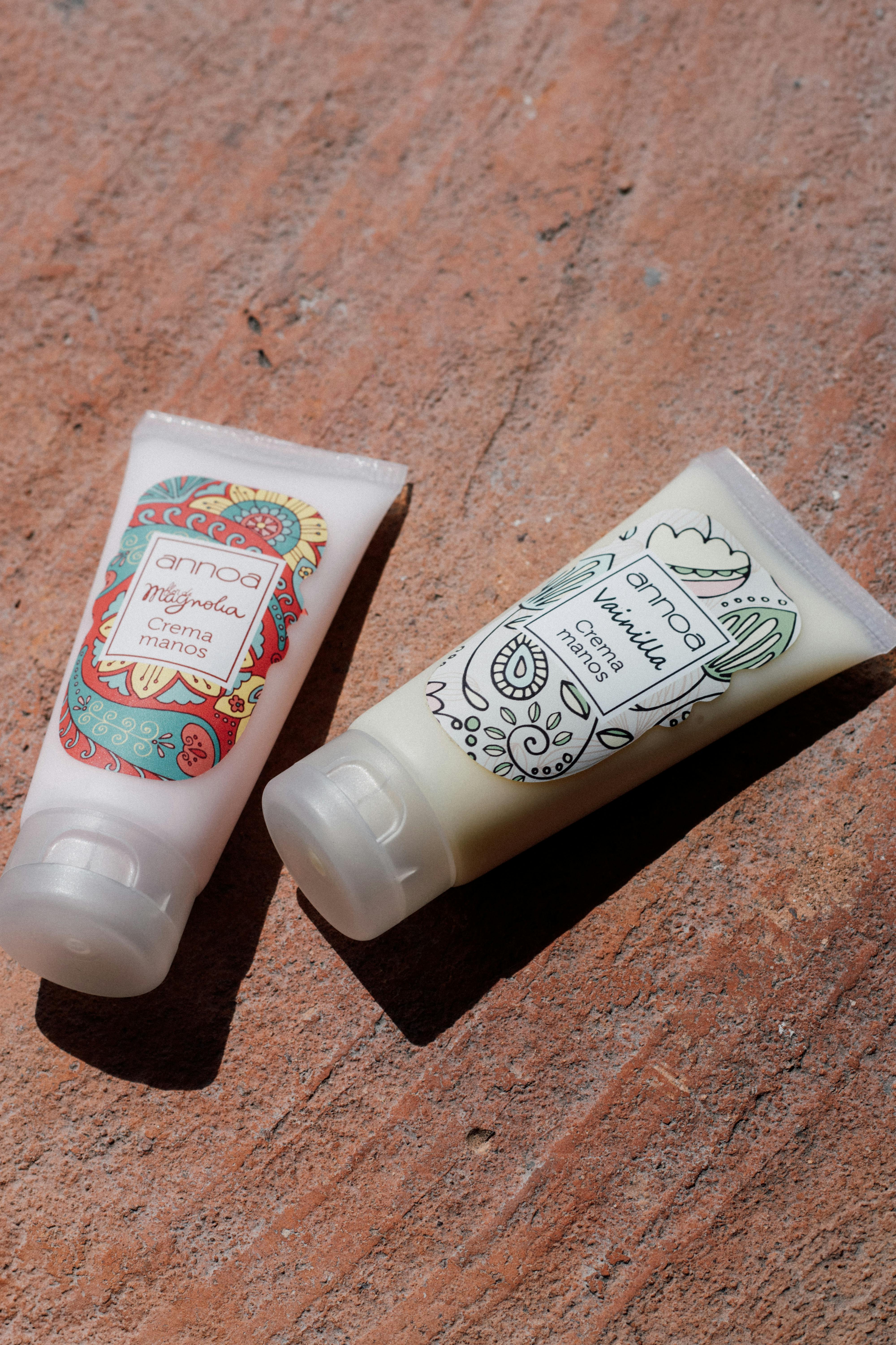 Sunscreen Photos, Download The BEST Free Sunscreen Stock Photos & HD Images