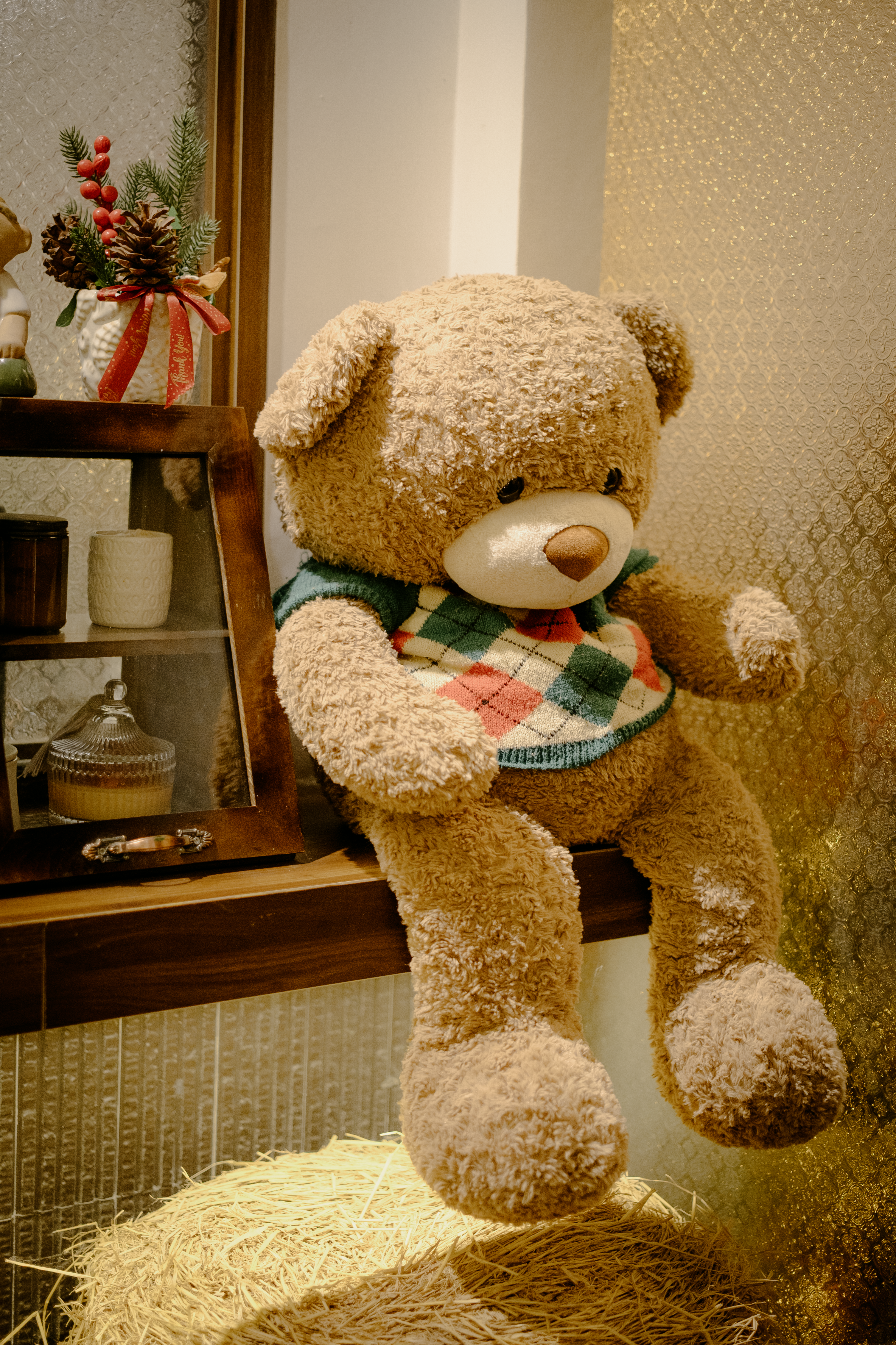 Woolen Teddy Bear Kept On The Carpet Photos, Download The BEST Free ...