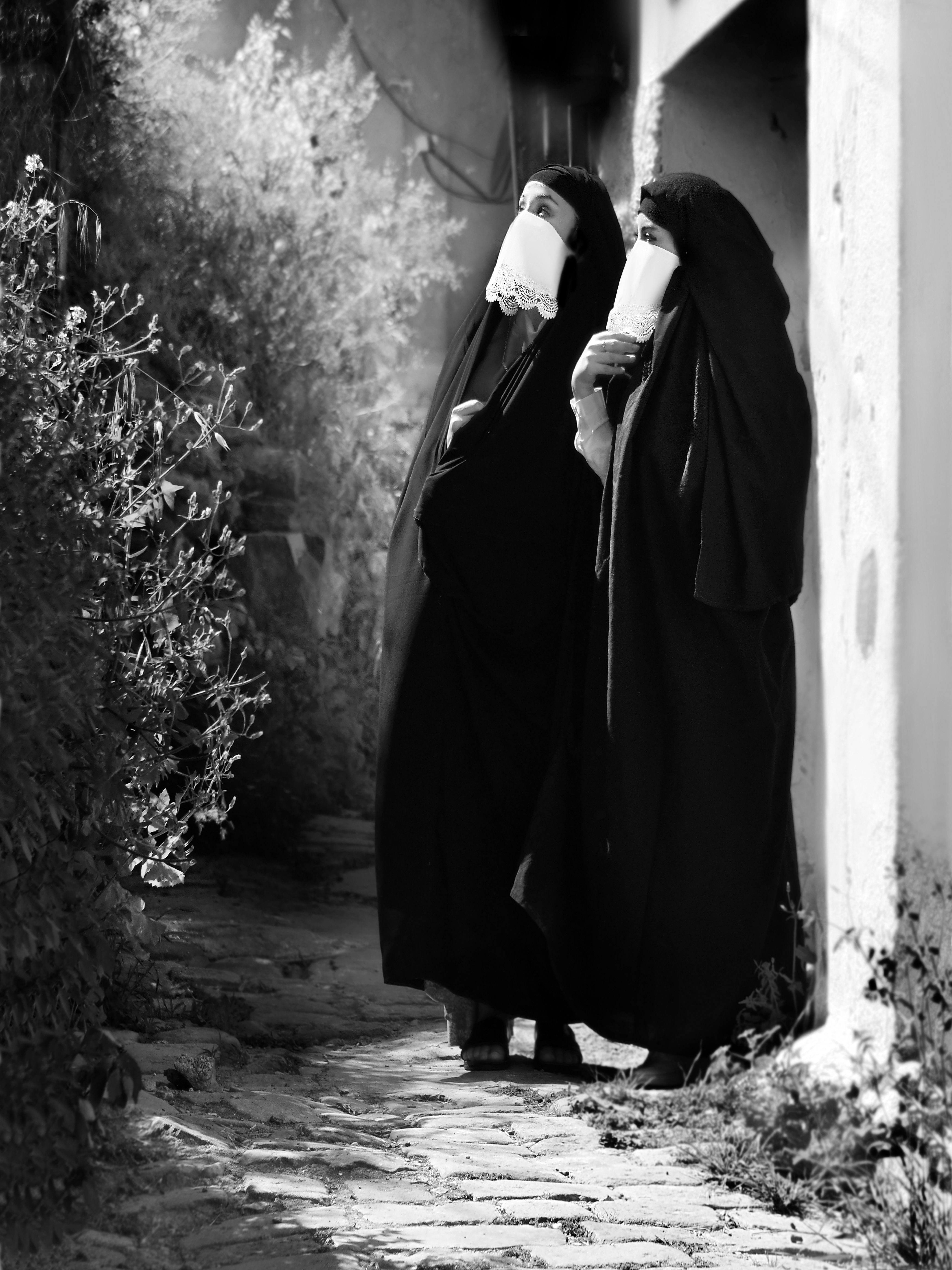 Two Old Women Photos, Download The BEST Free Two Old Women Stock Photos ...