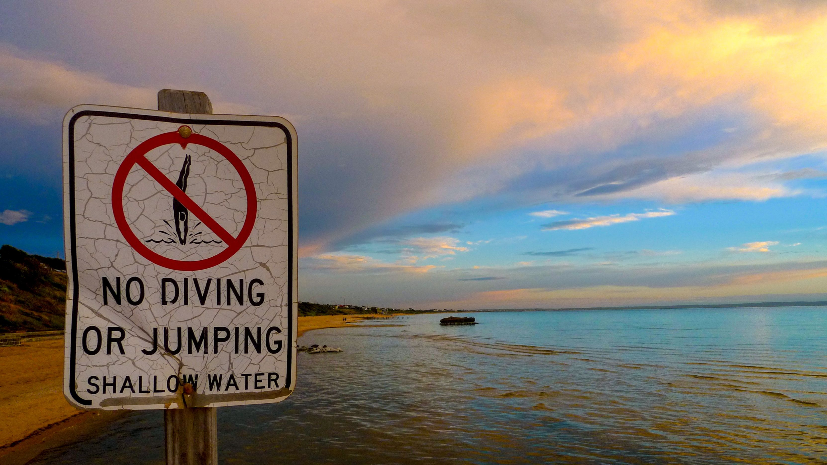 Safety Sign Photos, Download The BEST Free Safety Sign Stock Photos ...