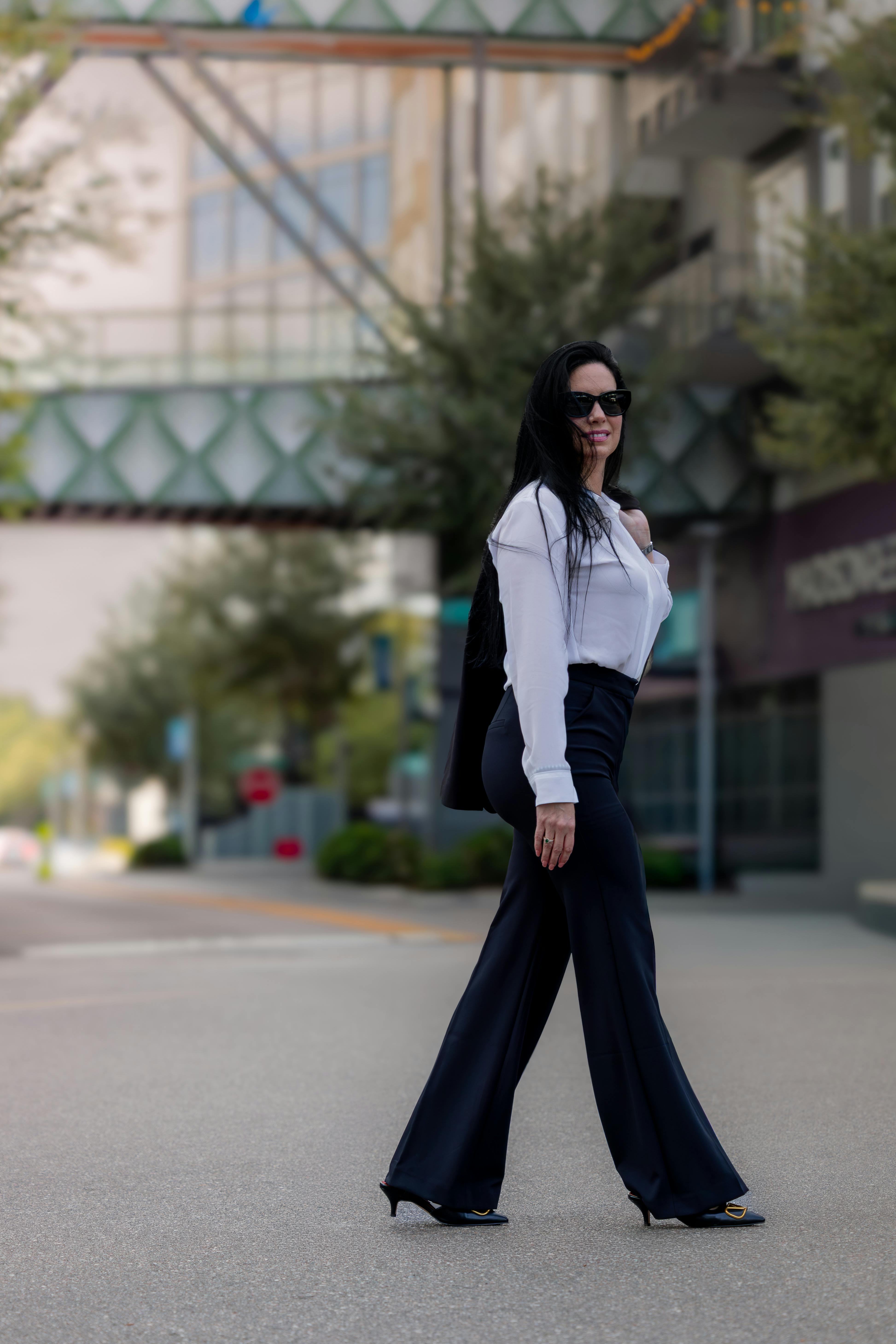 Down+Blouse+Gifs Photos, Download The BEST Free Down+Blouse+Gifs Stock ...