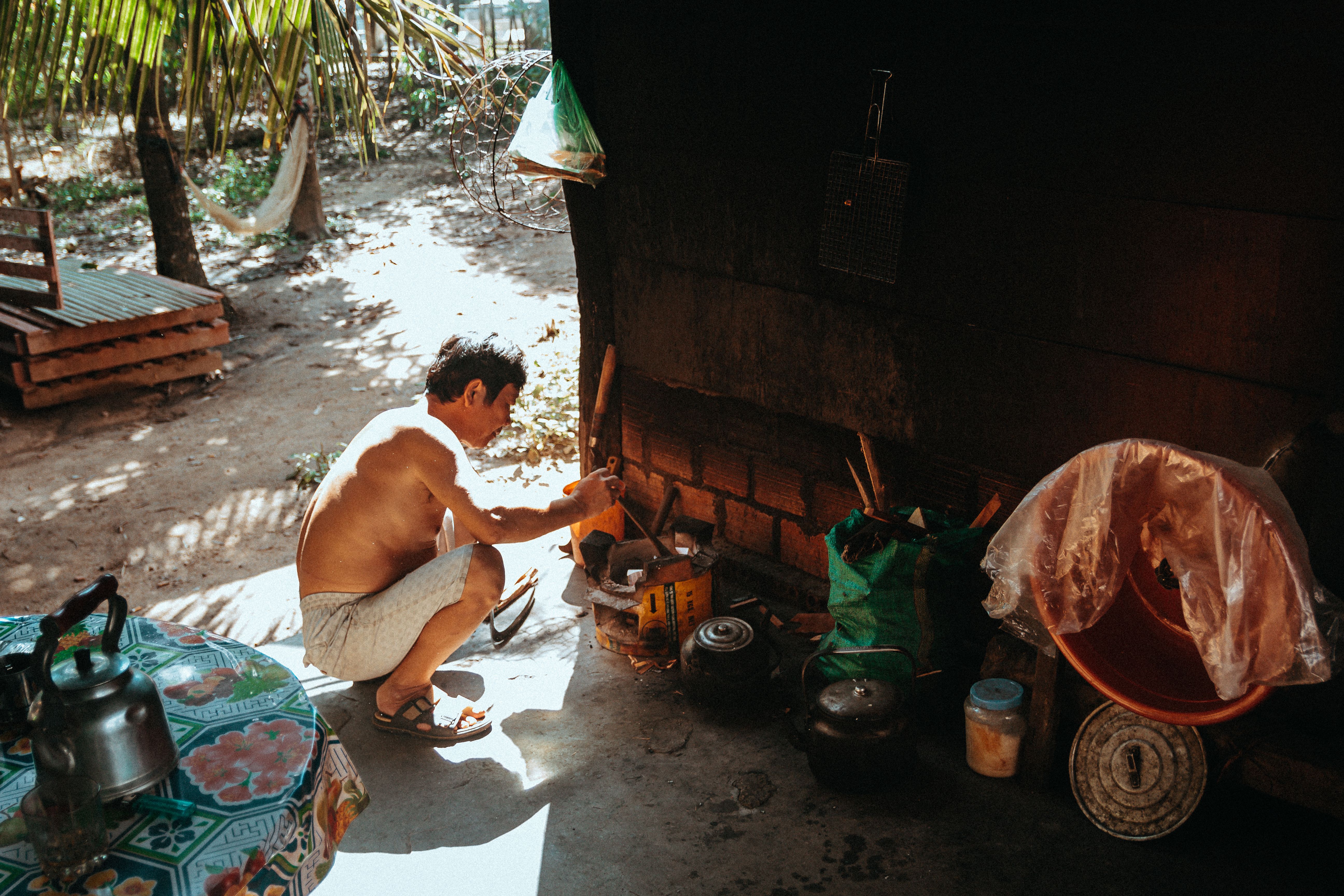 Traditional Cooking Setup in Rural Vietnamese Home · Free Stock Photo