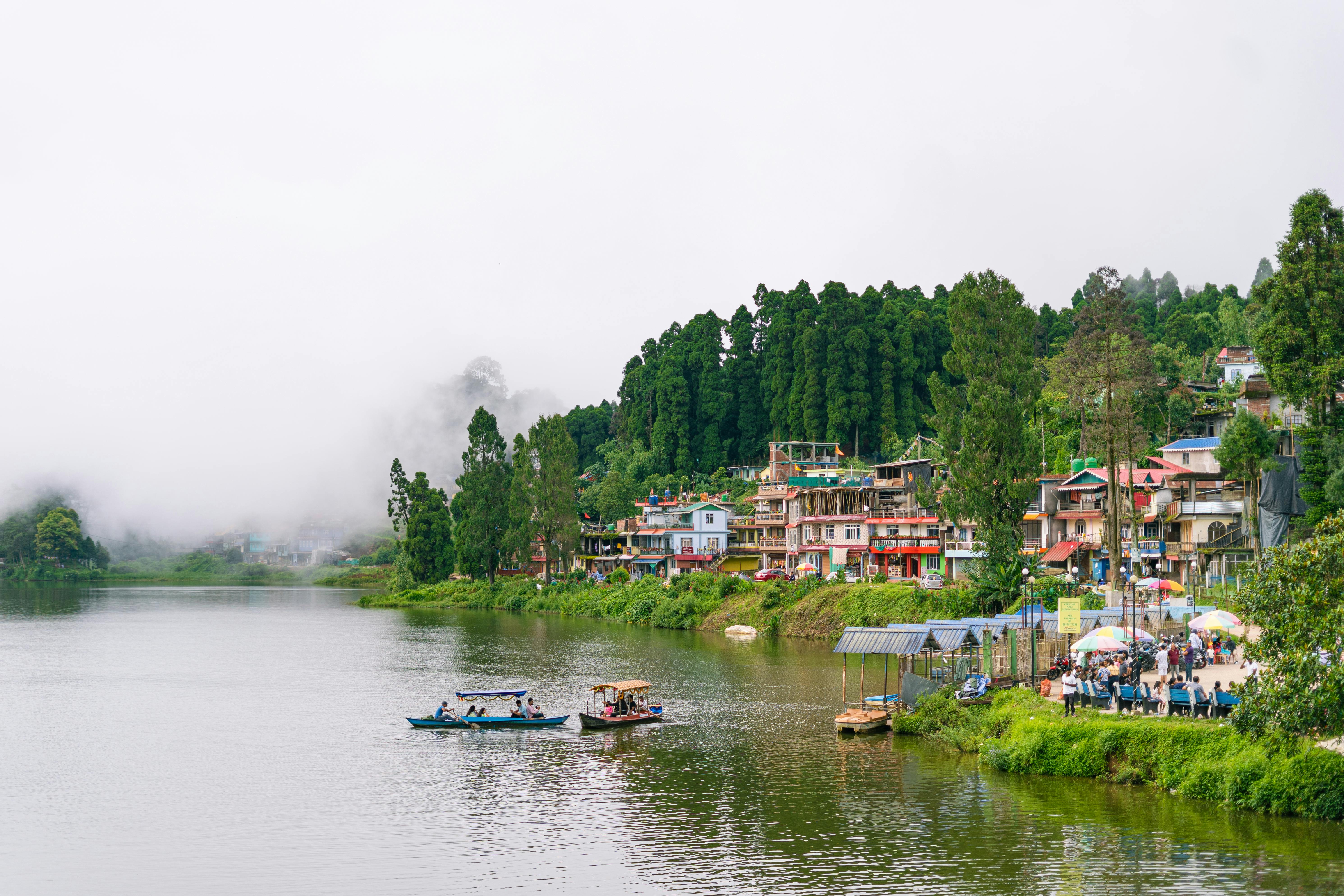 Scenic View of Mirik Lake in West Bengal, India · Free Stock Photo