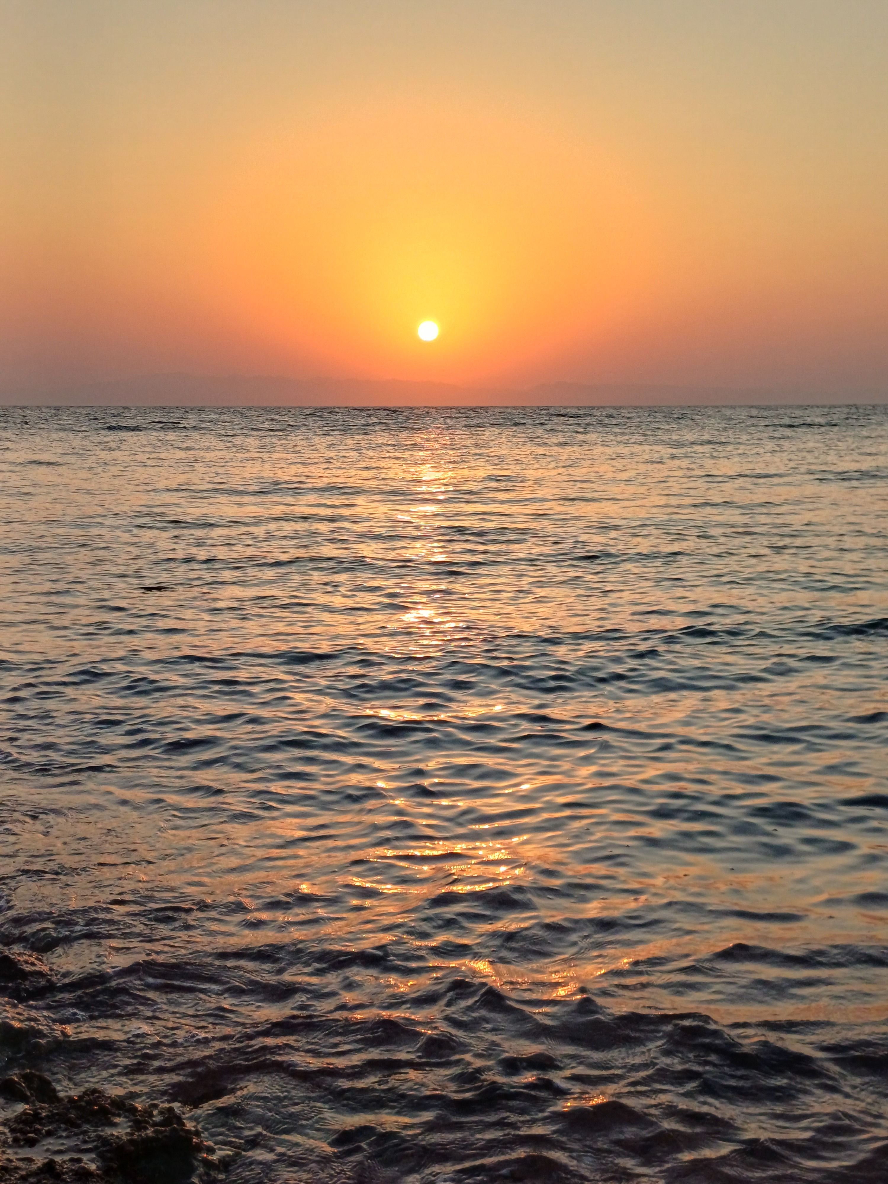 Calm Sea Waves And Sunset Photos, Download The BEST Free Calm Sea Waves ...