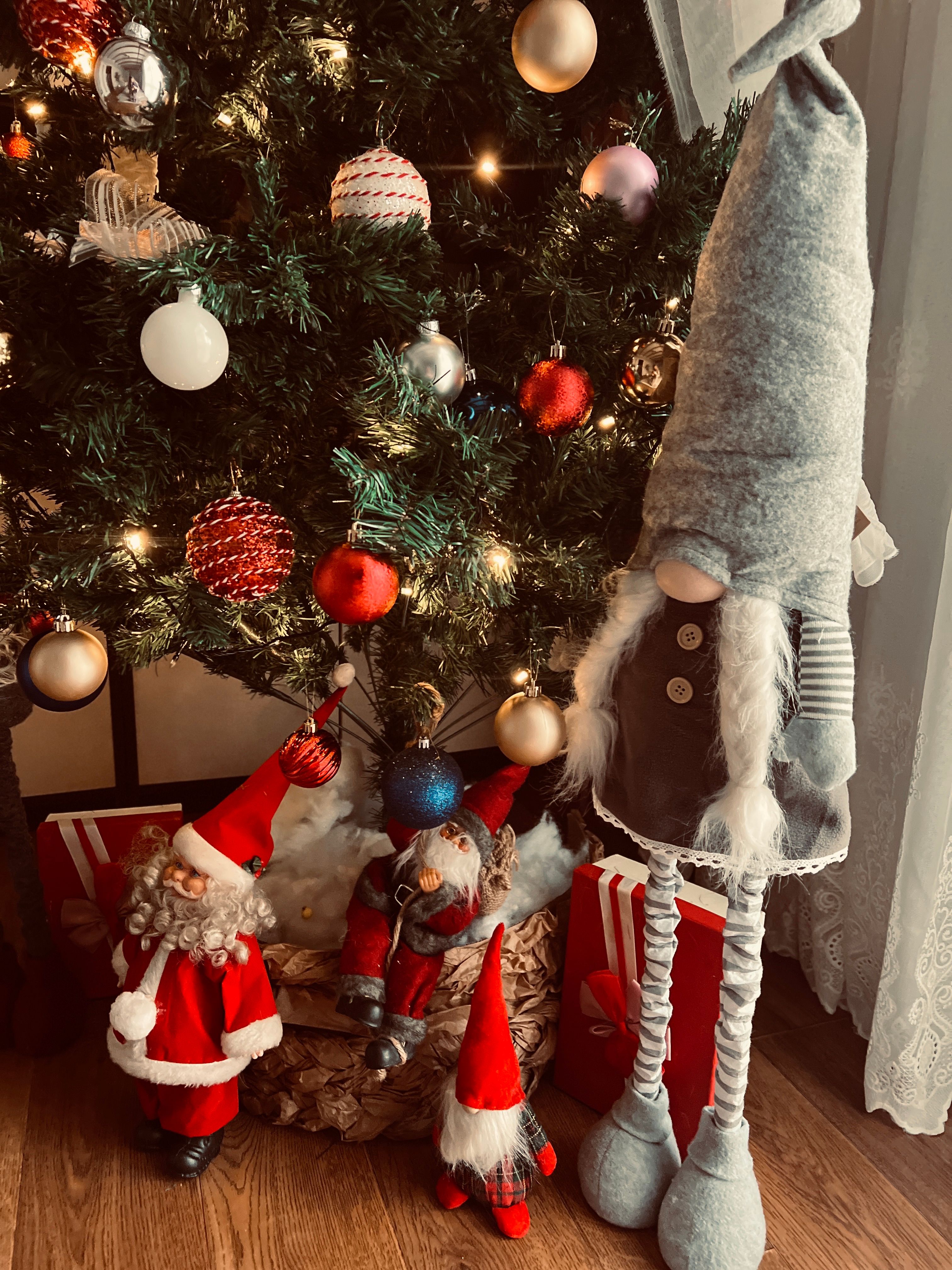 Christmas Gnome Wallpaper Photos, Download The BEST Free Christmas ...