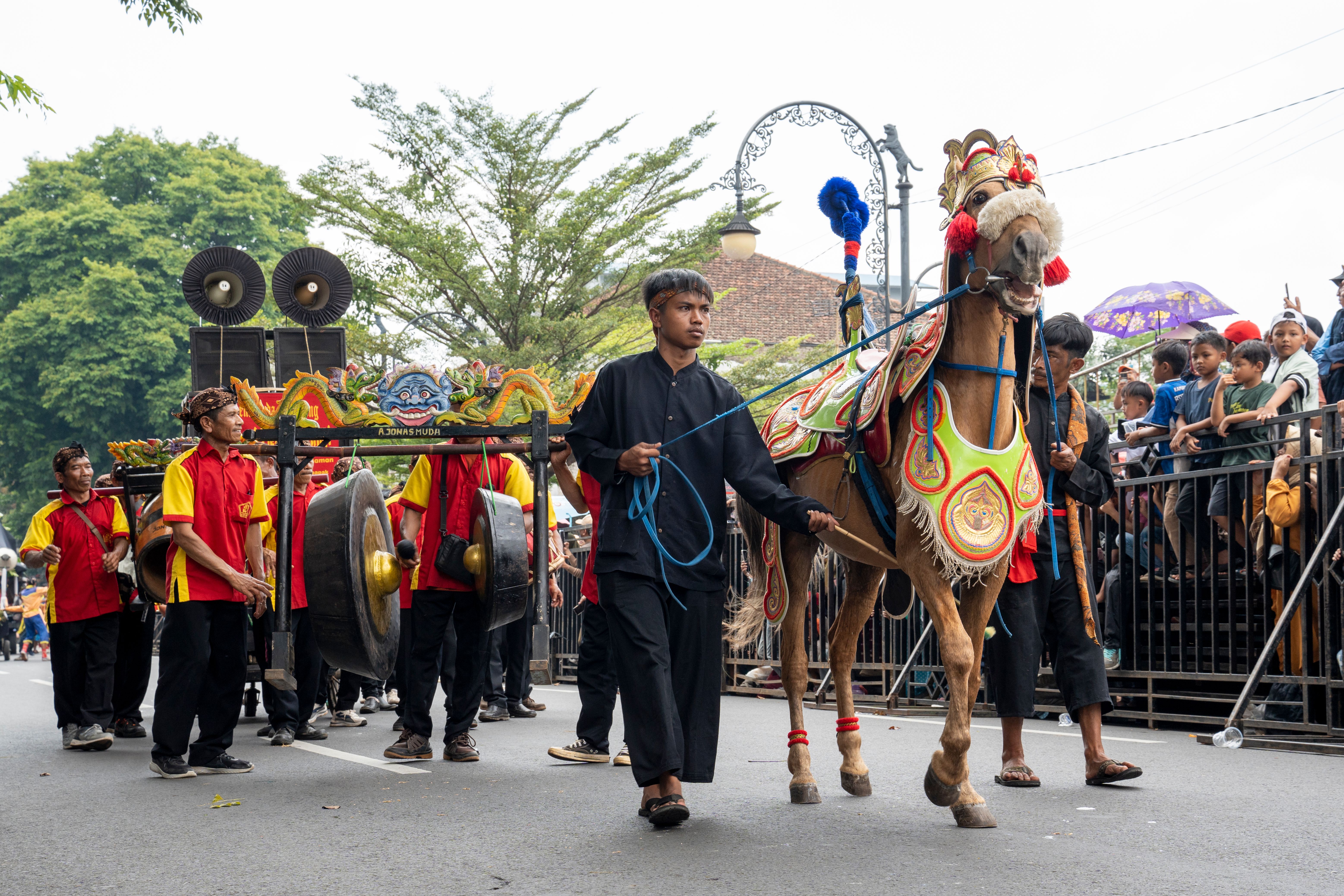 Traditional Parade in Bandung, Indonesia · Free Stock Photo