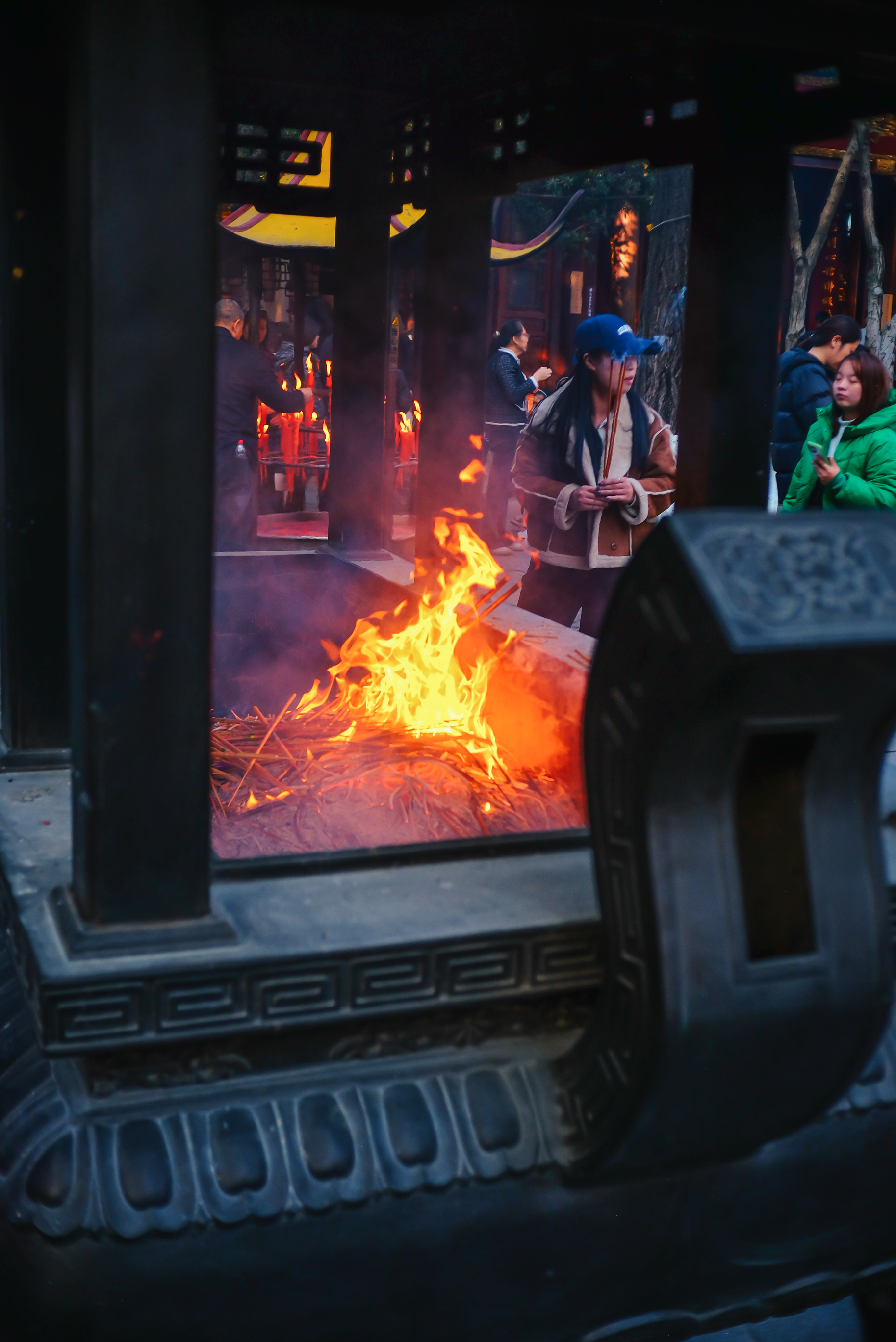 Traditional Fire Ritual at Asian Temple · Free Stock Photo