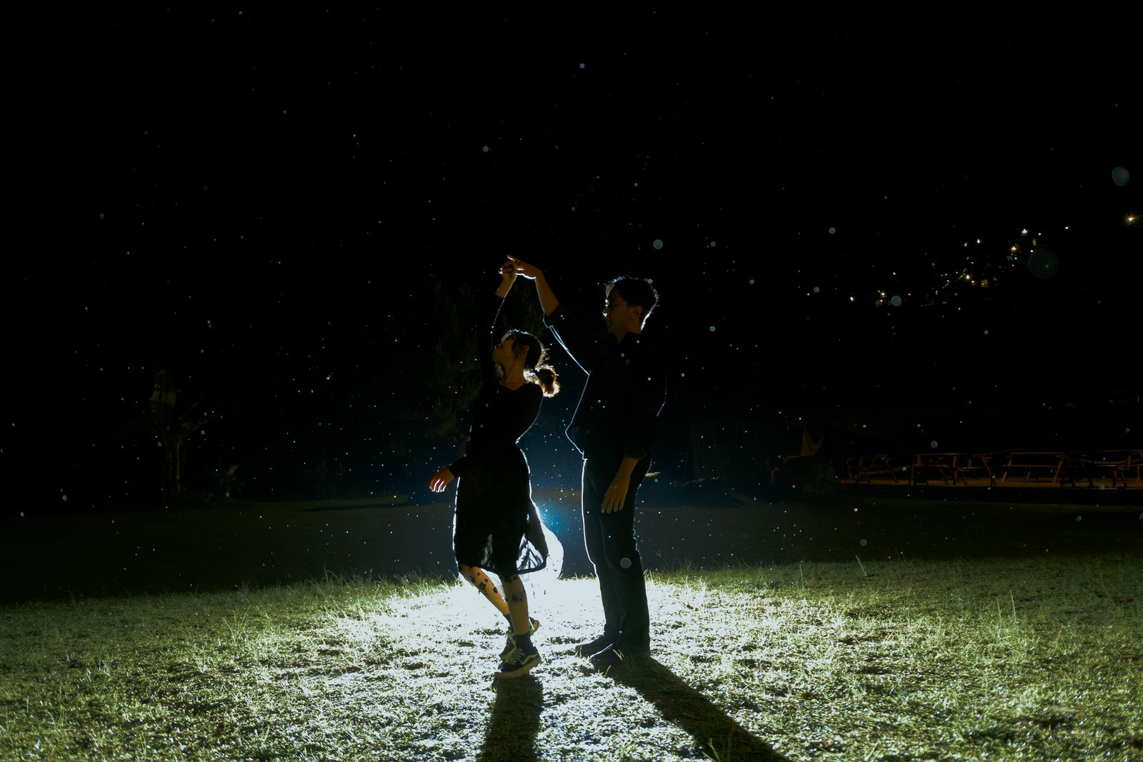 Romantic Couple At Night Photos, Download The BEST Free Romantic Couple ...