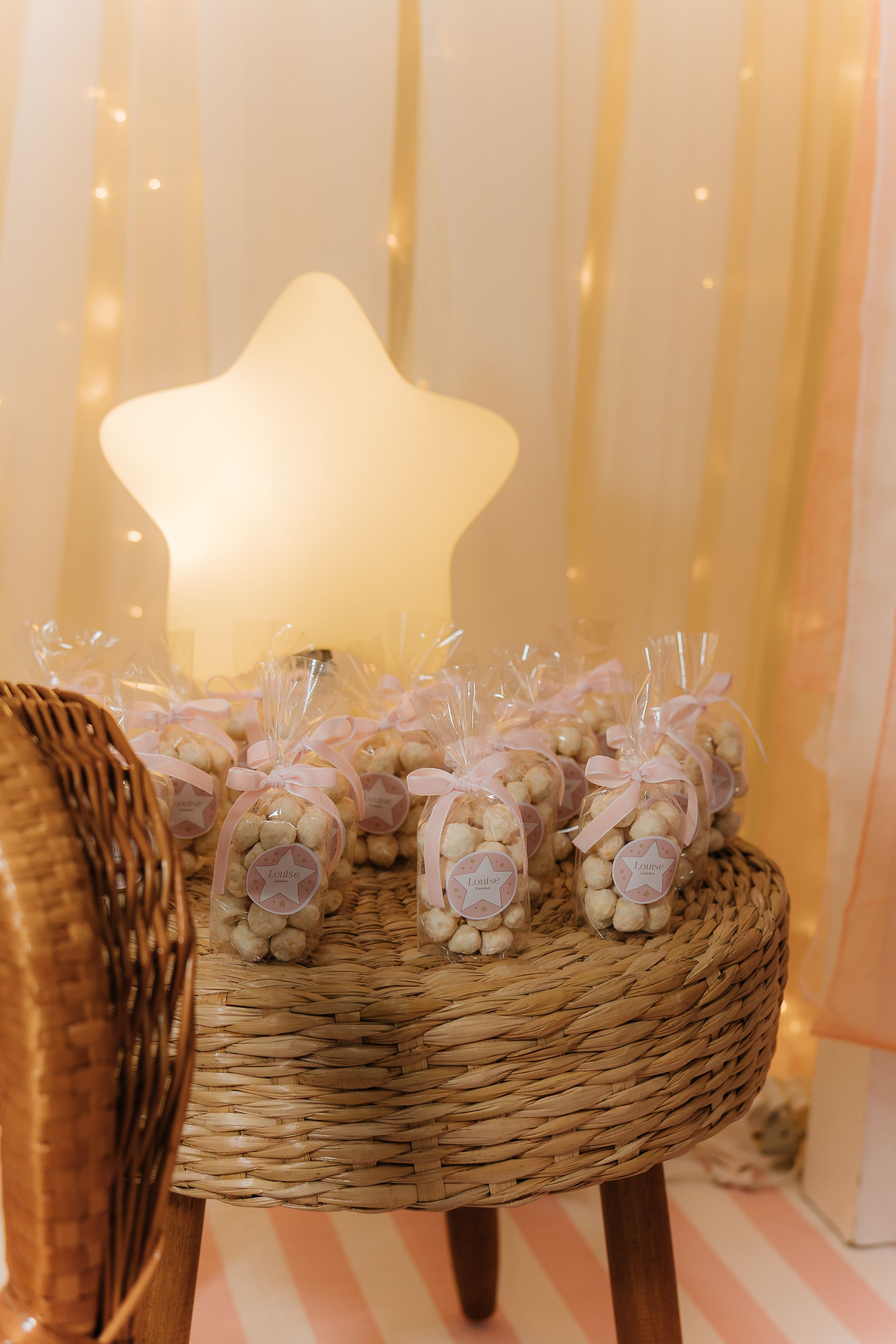 Charming Star-Themed Party Favor Table · Free Stock Photo
