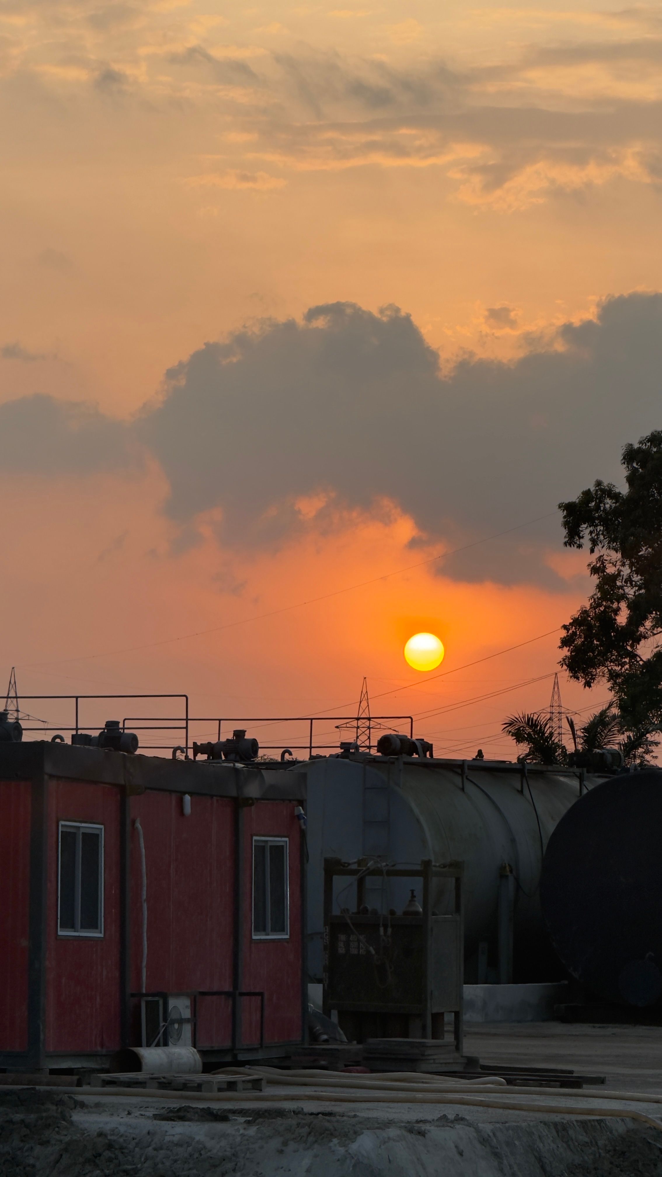 Sun Gas Photos, Download The BEST Free Sun Gas Stock Photos & HD Images