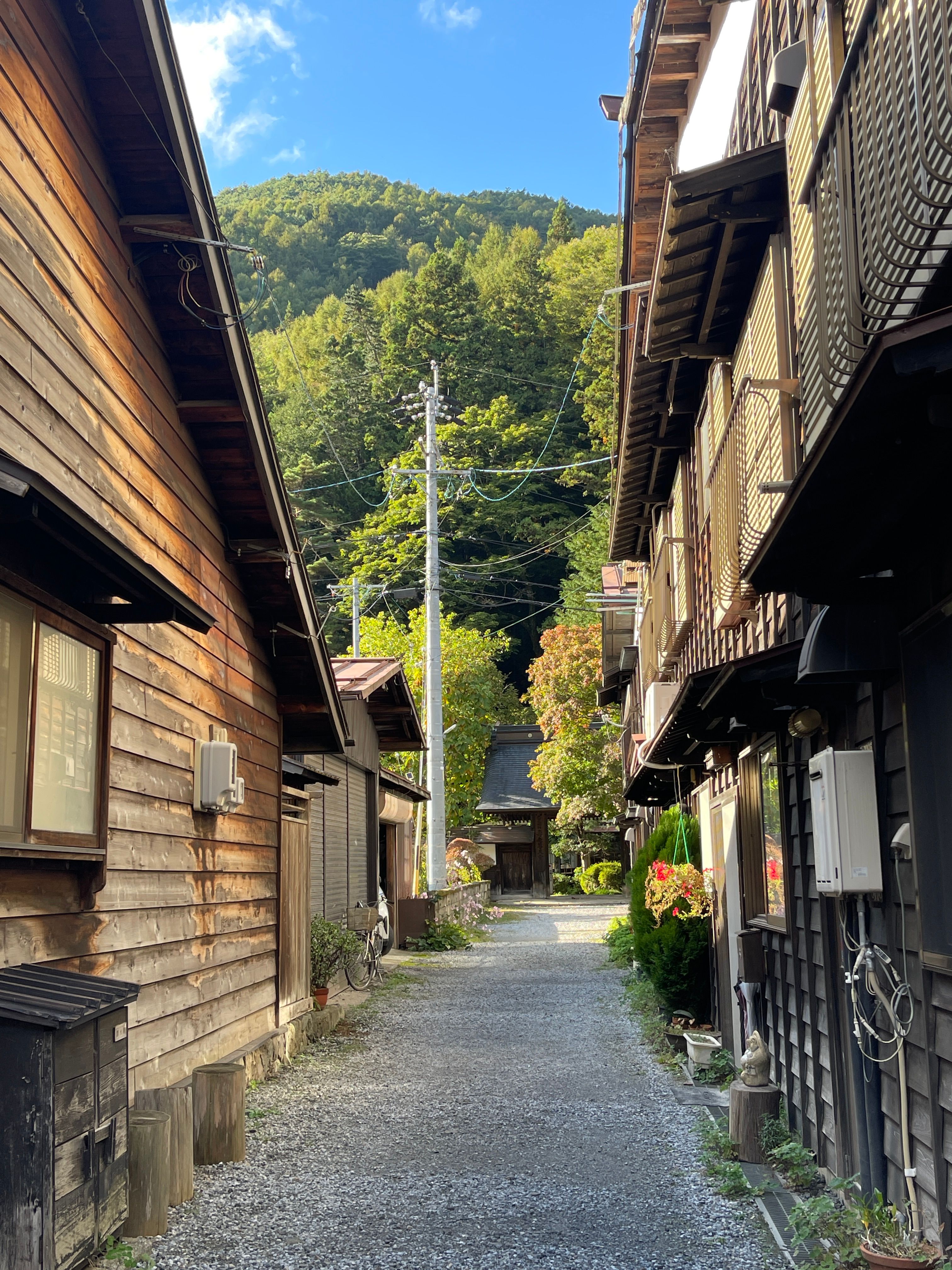 Rustic Alleyway in Traditional Japanese Village · Free Stock Photo