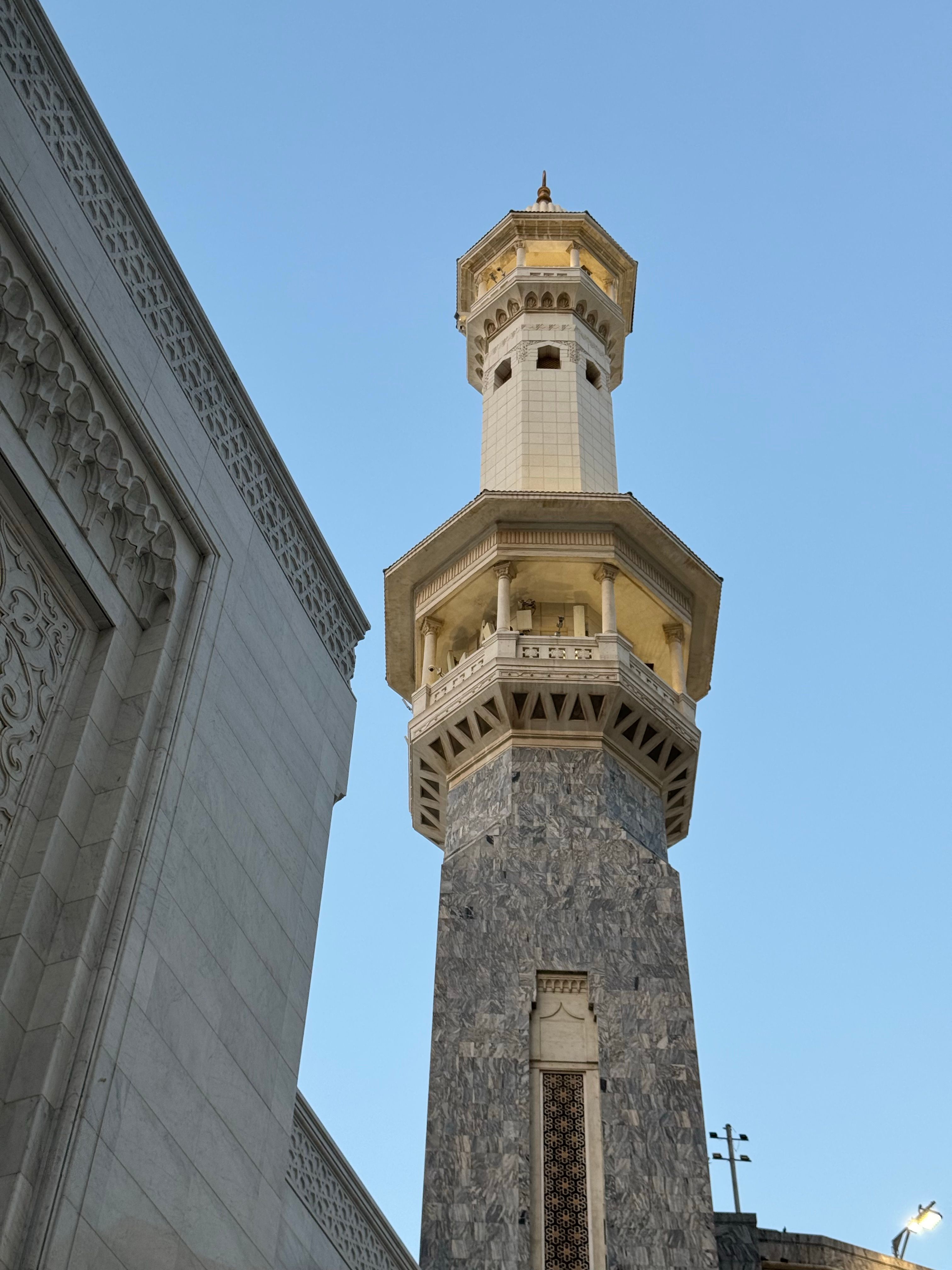 Intricate Minaret at the Grand Mosque · Free Stock Photo