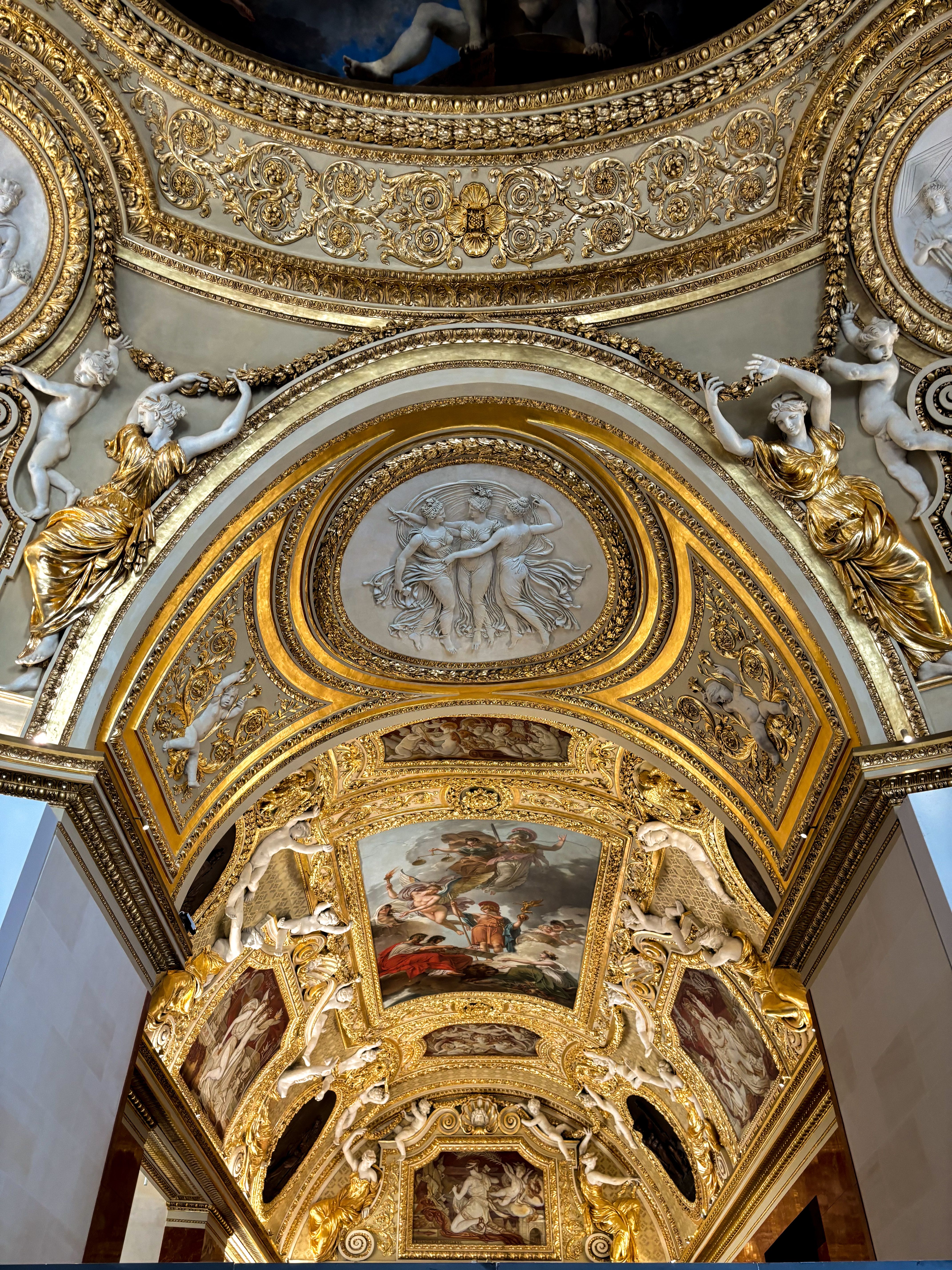 Ornate Baroque Ceiling with Gold Detailing · Free Stock Photo