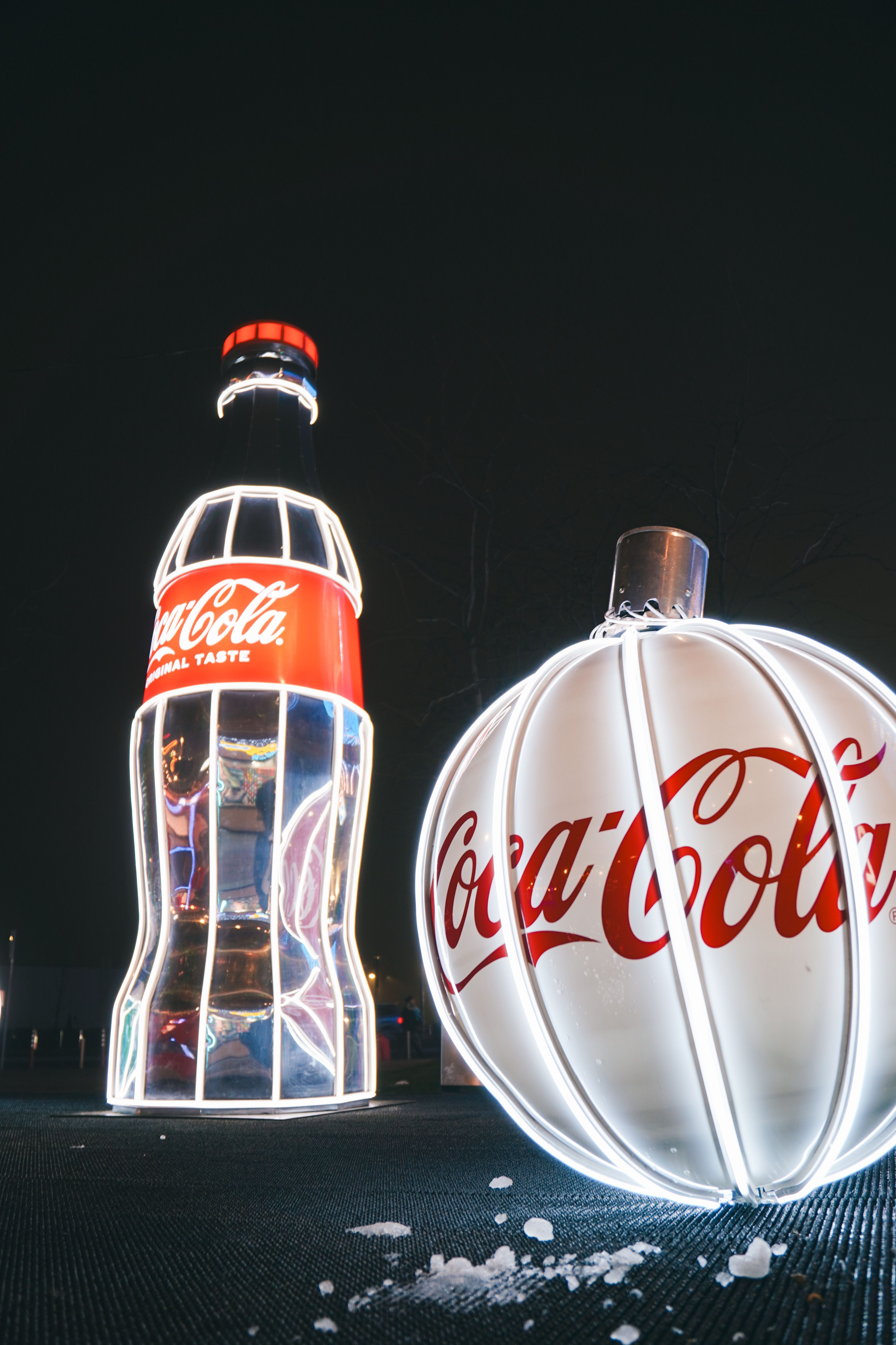 Coca-Cola Themed Night Display in Kyiv · Free Stock Photo