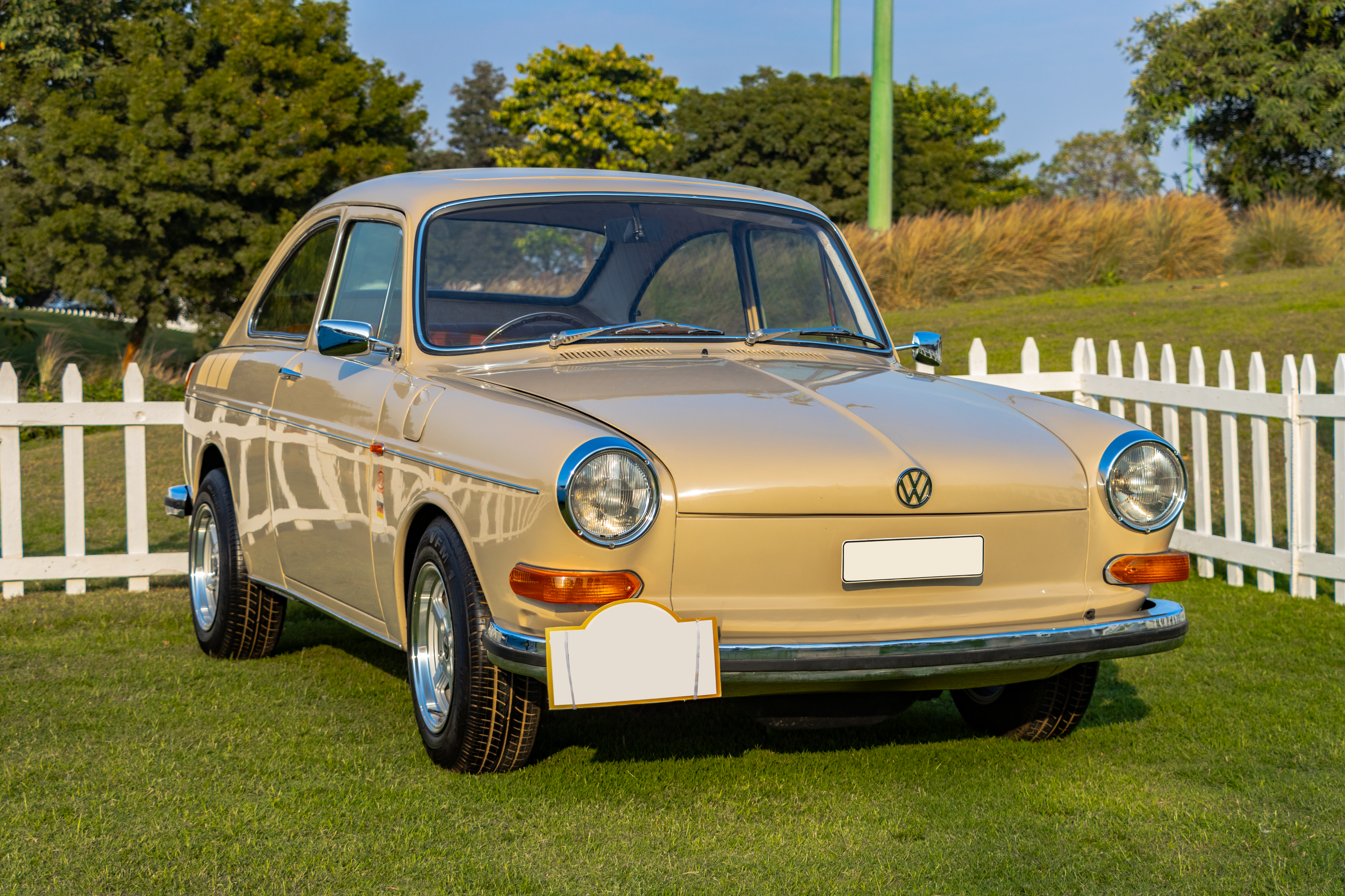 Classic Volkswagen Type 3 in Sunny Gurugram Park · Free Stock Photo