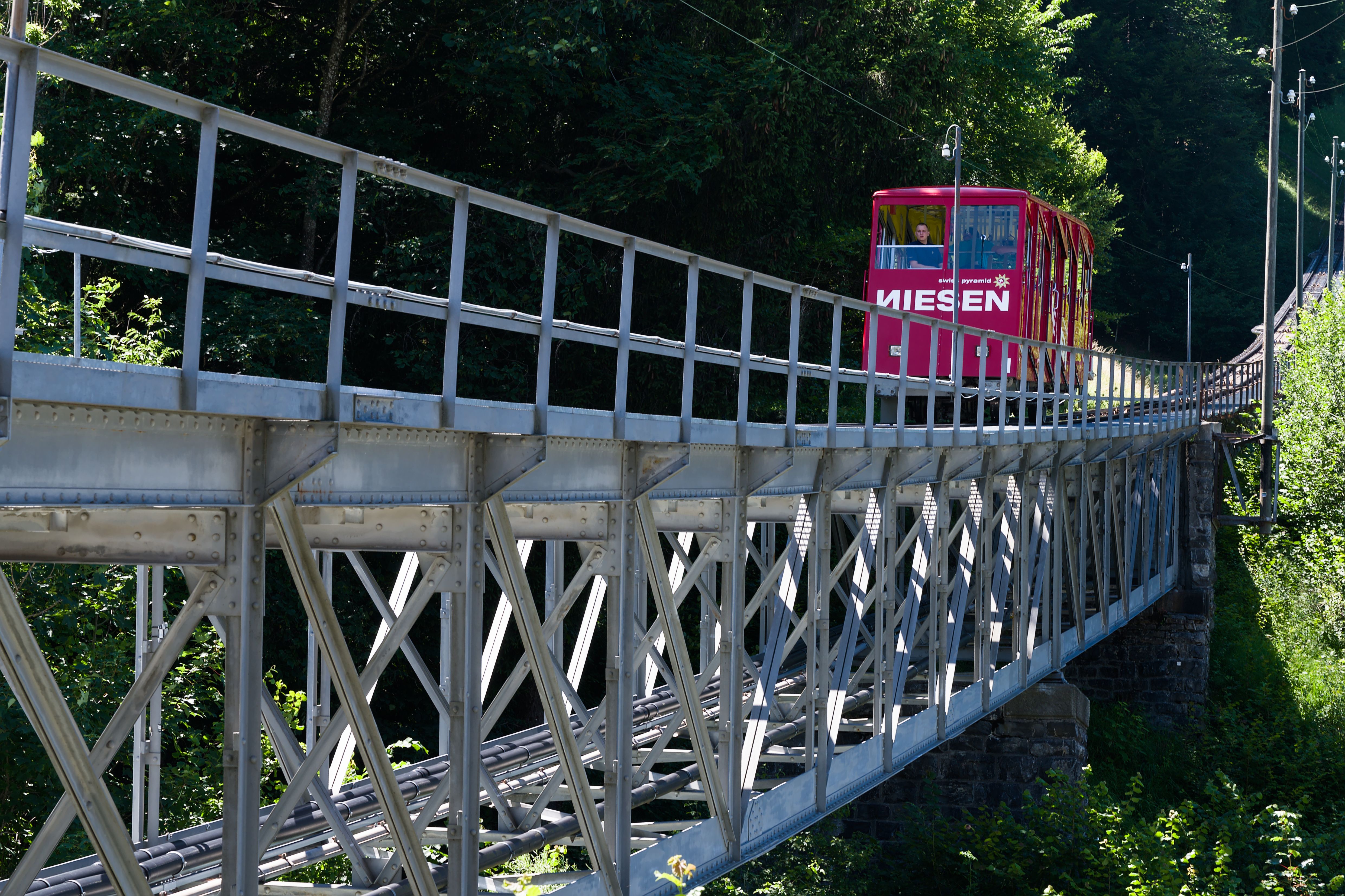 Red Funicular on the Niesenbahn Railway in Switzerland · Free Stock Photo