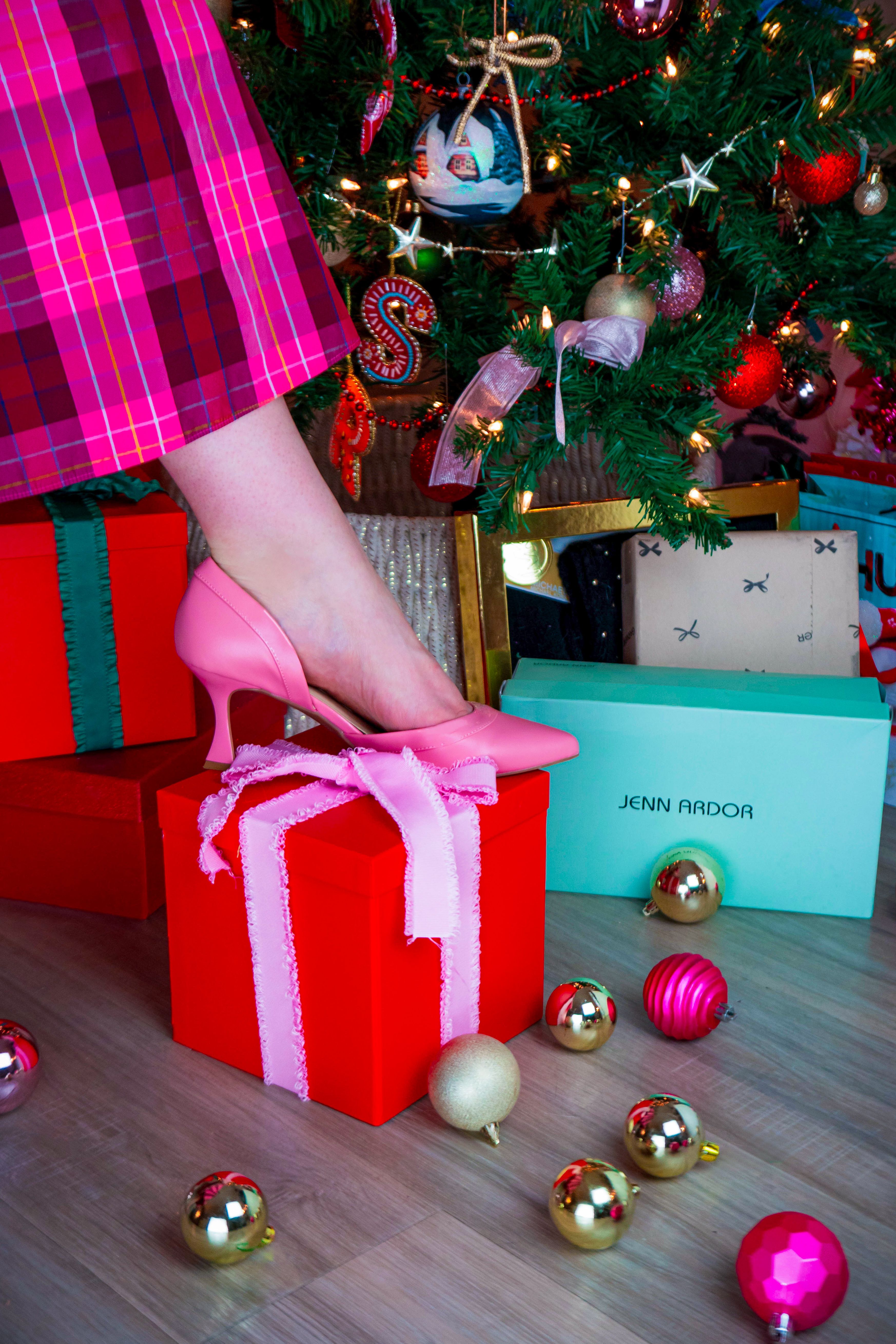 Festive Christmas Scene with Fashionable Pink Heels · Free Stock Photo