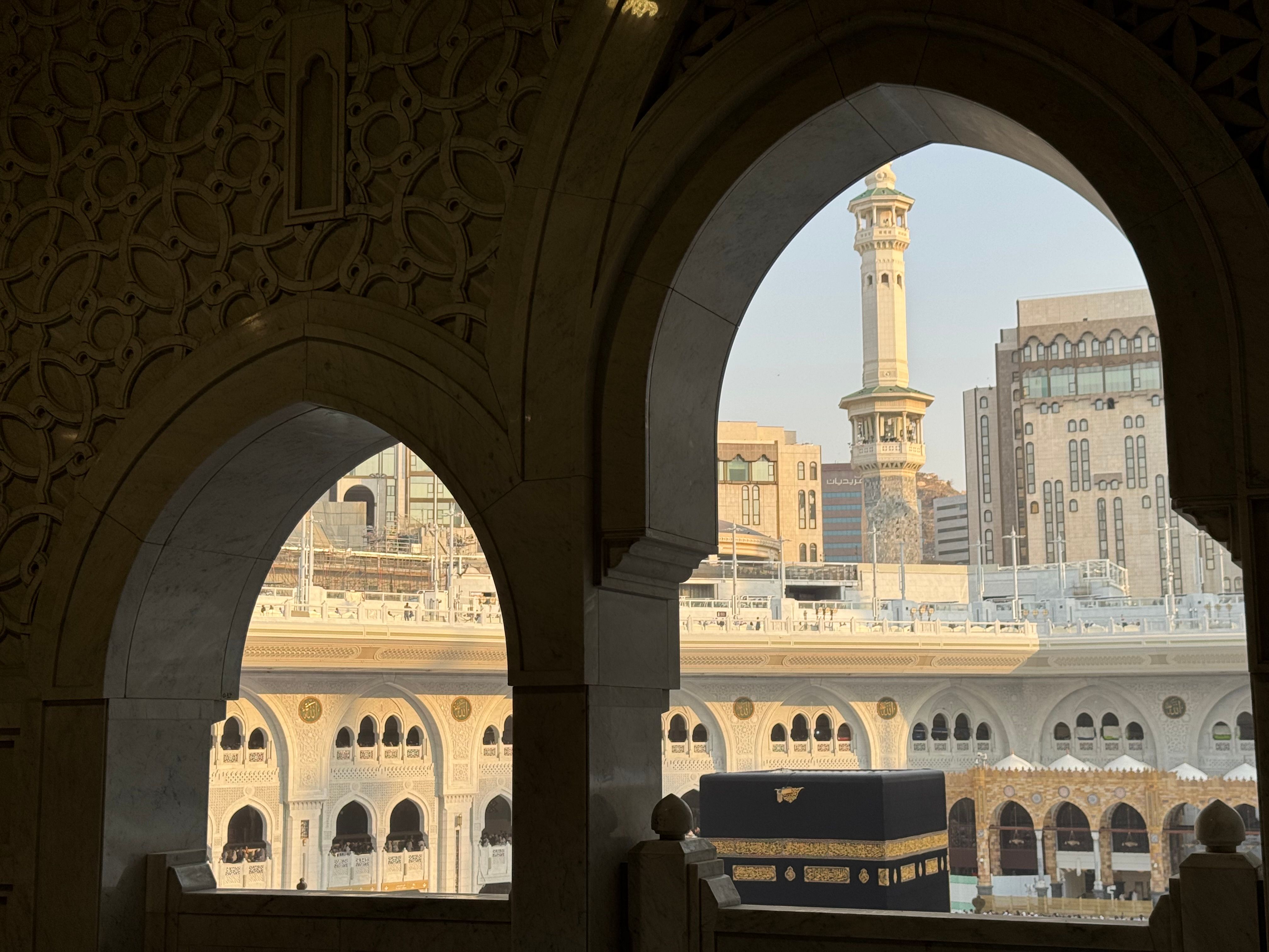 View of the Kaaba Through Archway in Mecca · Free Stock Photo