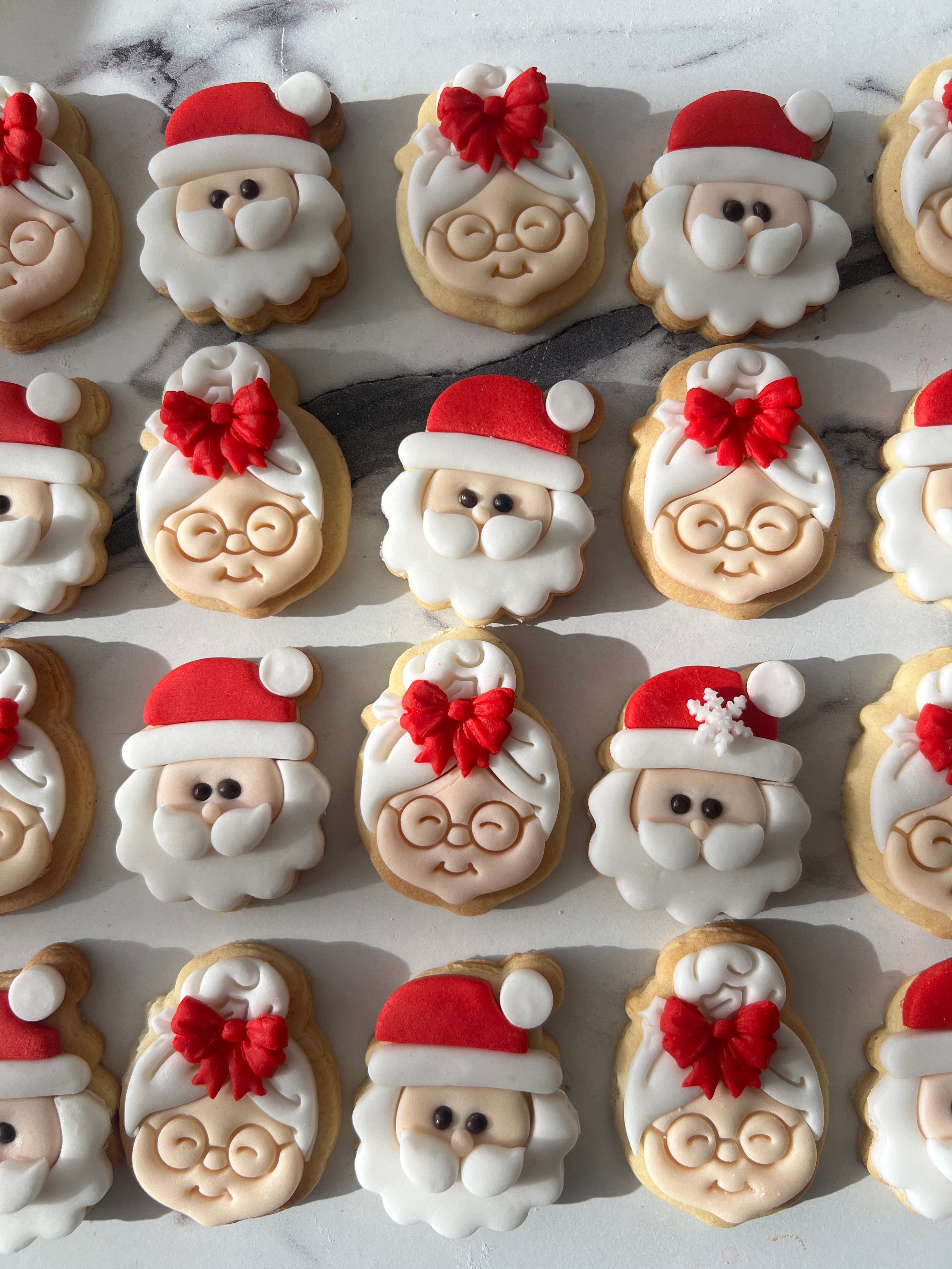 Cookie With Face Photos, Download The BEST Free Cookie With Face Stock ...