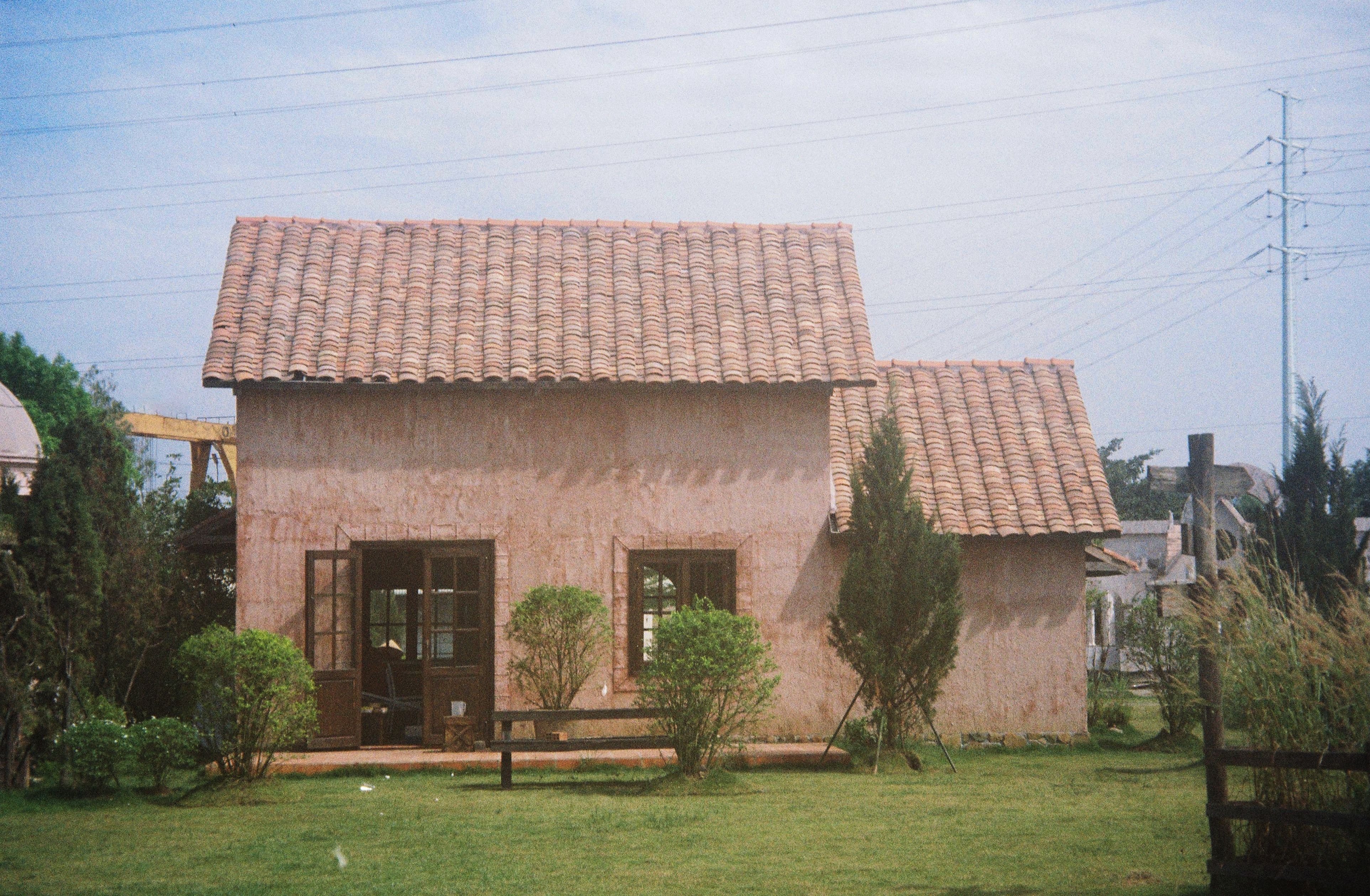 Form House Photos, Download The BEST Free Form House Stock Photos & HD ...