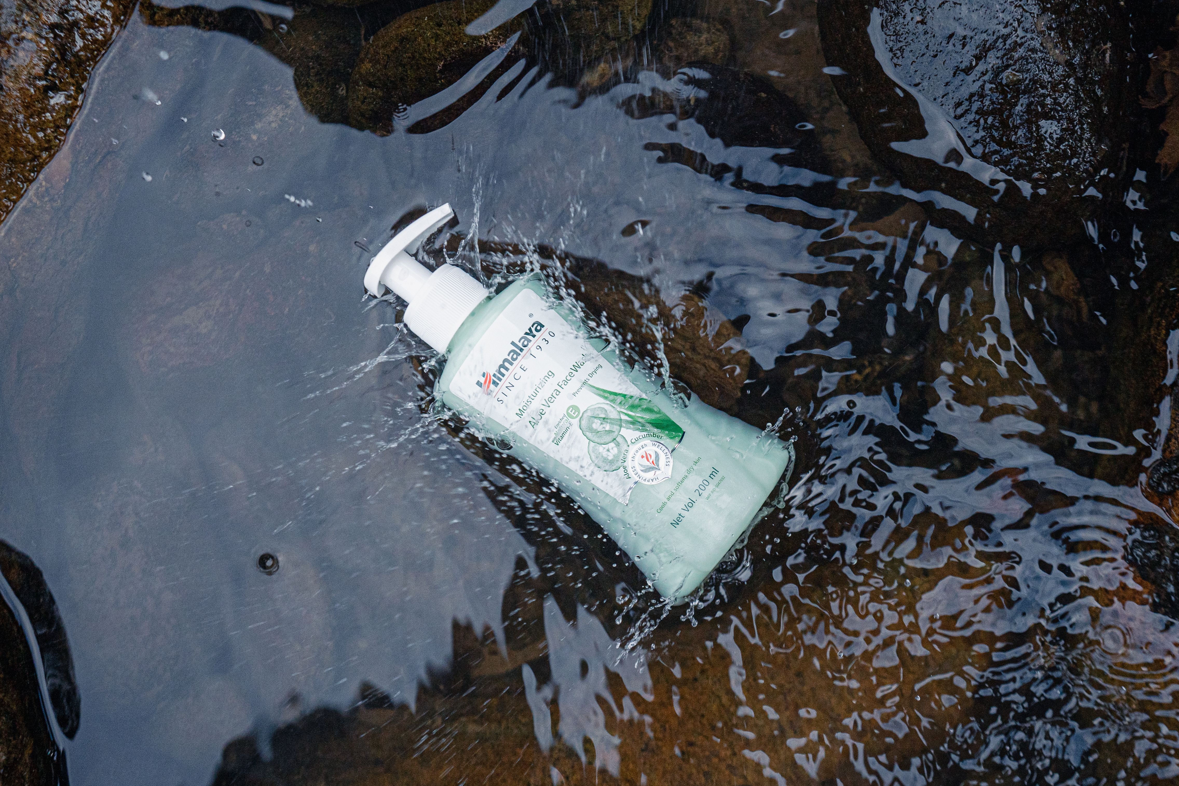 Himalaya Face Wash in Natural Stream Setting · Free Stock Photo