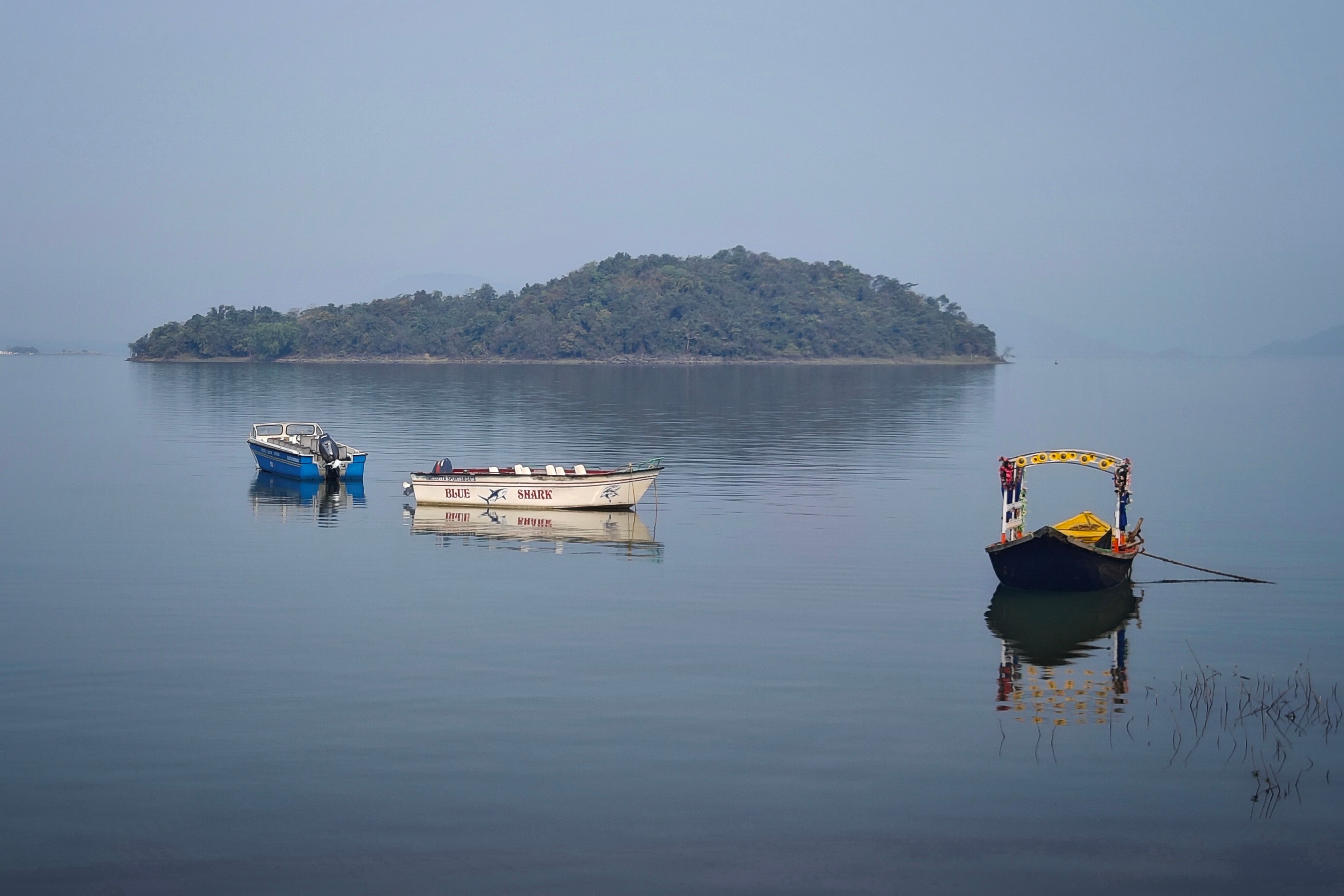 Scenic View of Boats on Maithon Lake, Jharkhand · Free Stock Photo