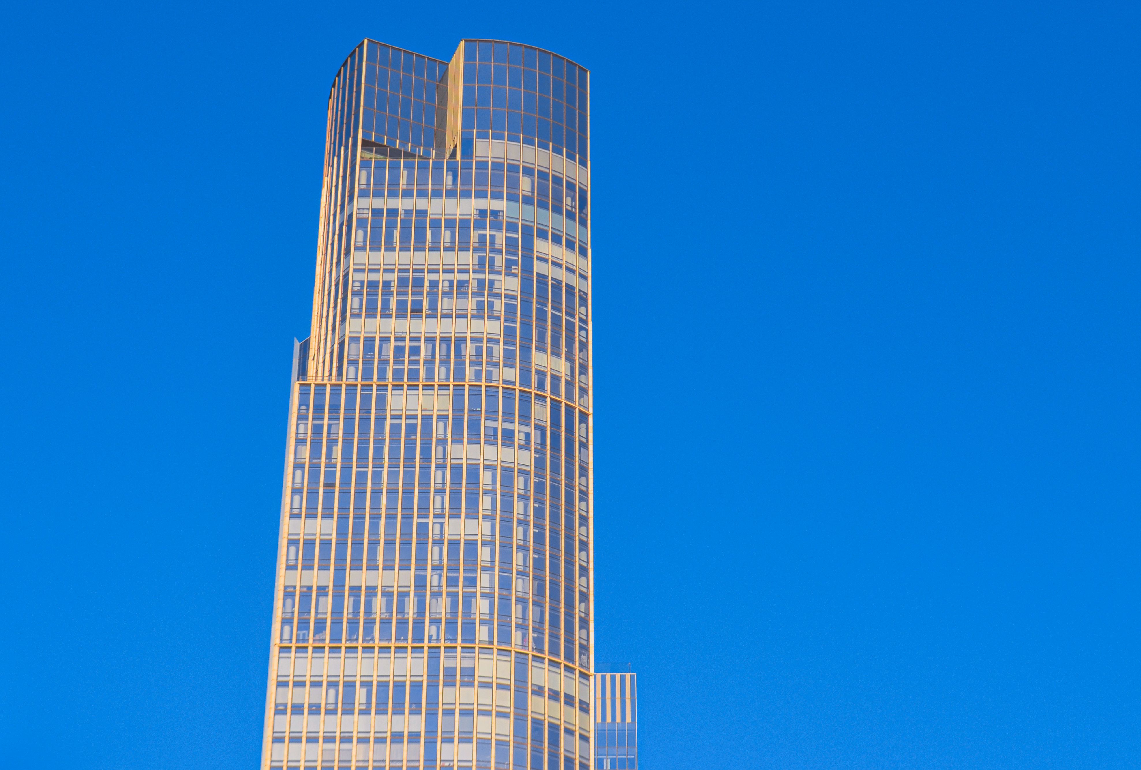Iconic Skyscraper Against Clear Blue Sky · Free Stock Photo