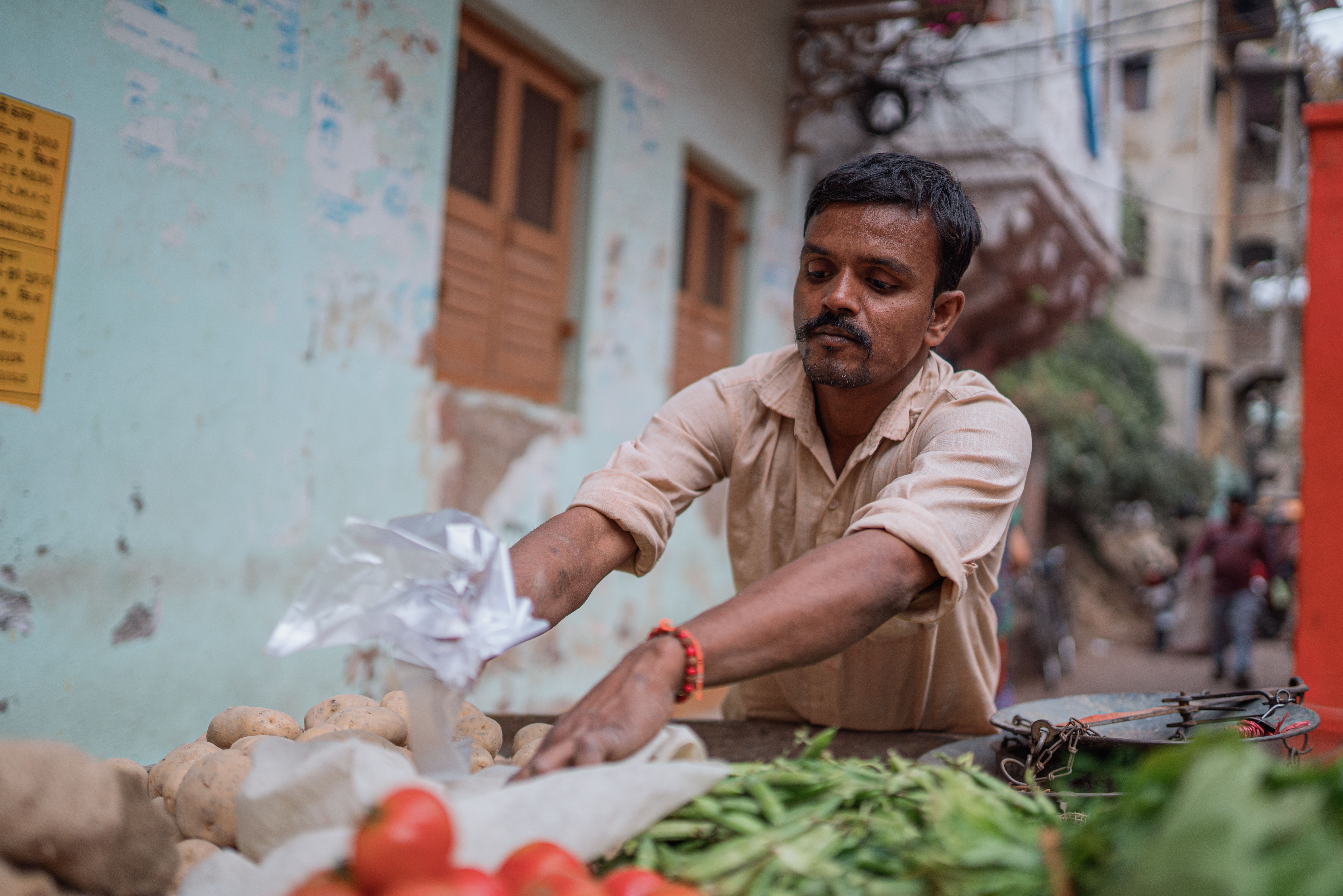 Street Vendor Portrait Photos, Download The BEST Free Street Vendor ...