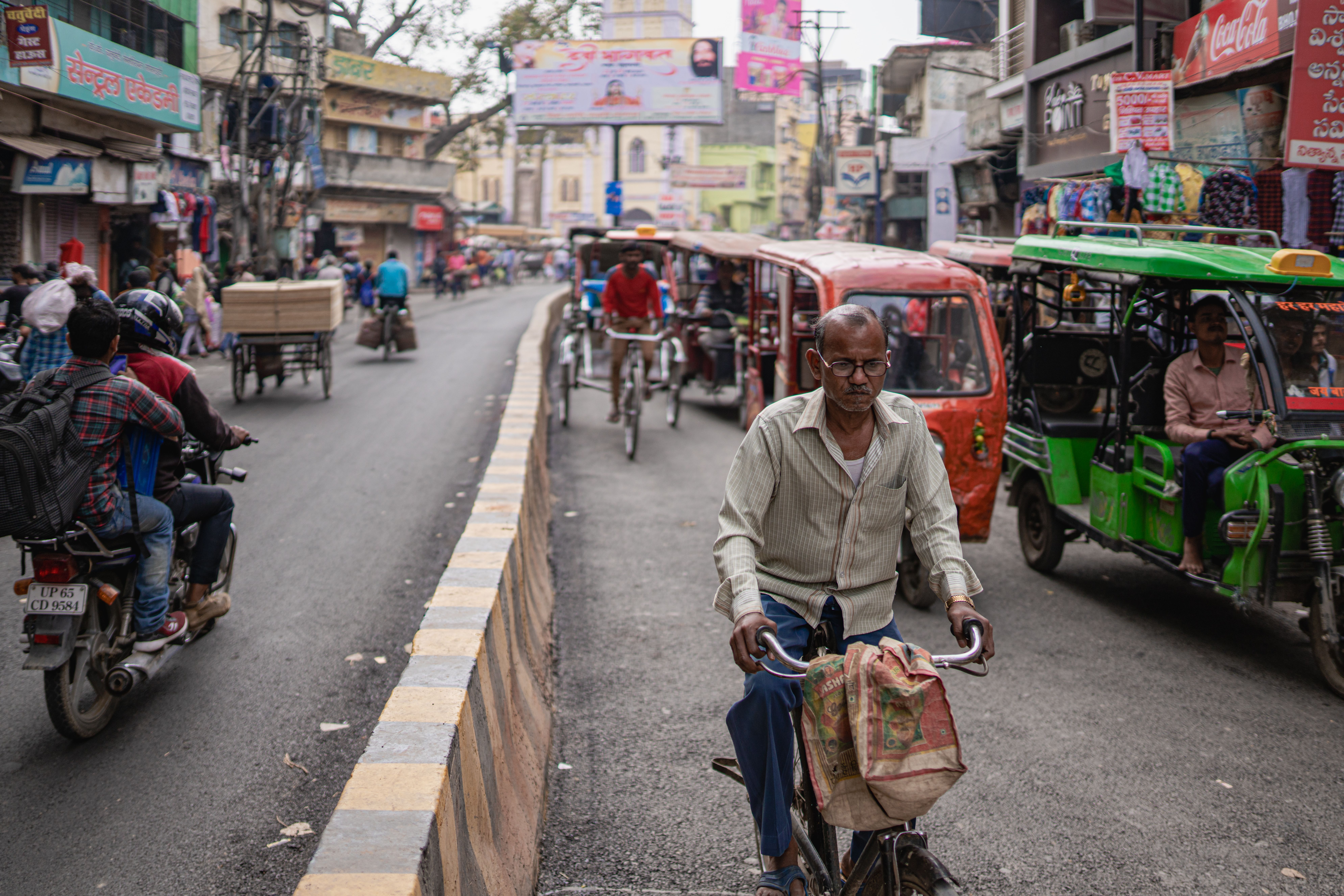 Bustling Street Scene in Varanasi, India · Free Stock Photo