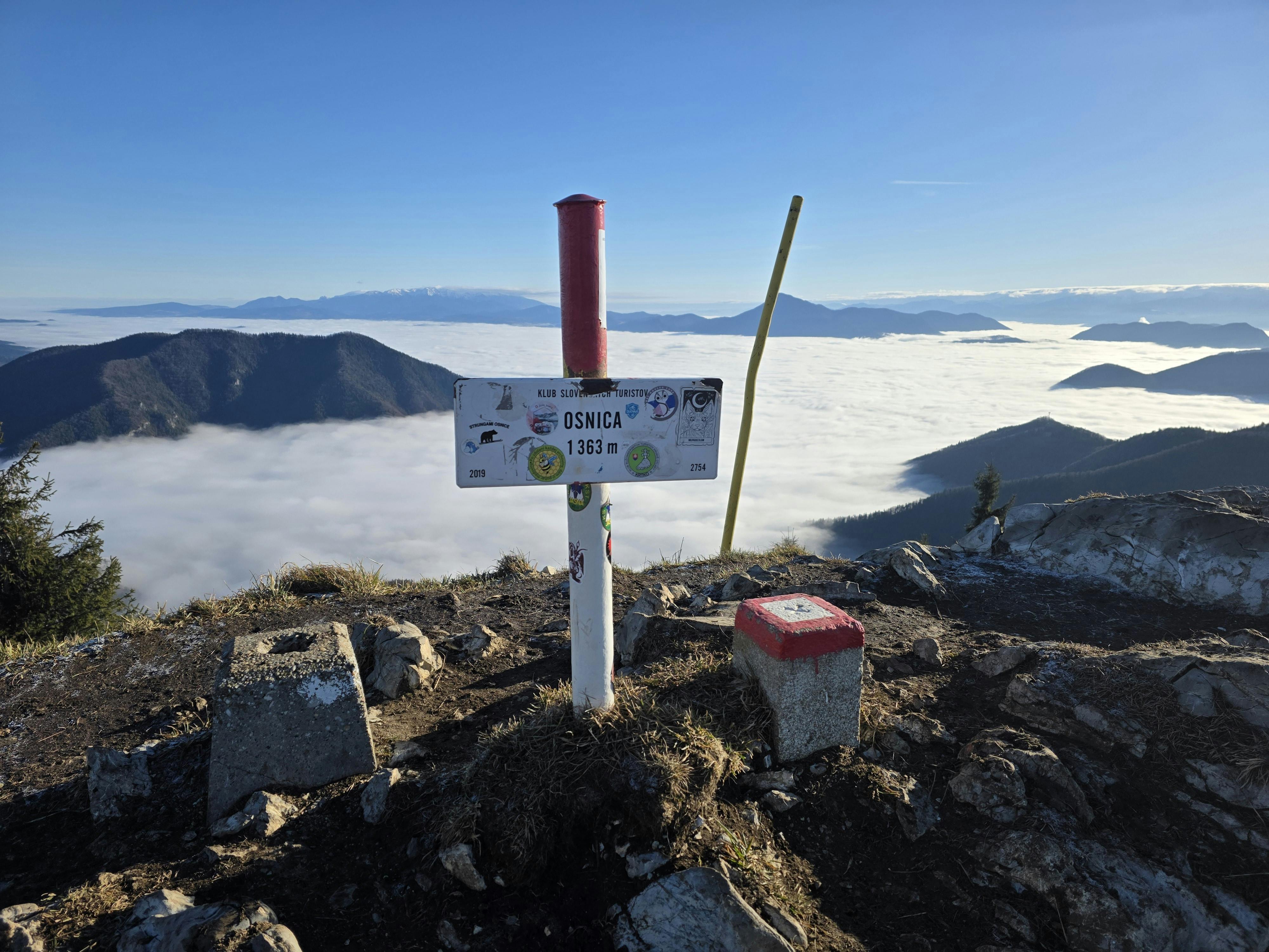 300.000+ Obscured+by+clouds Bilder und Fotos · Kostenlos Downloaden ...