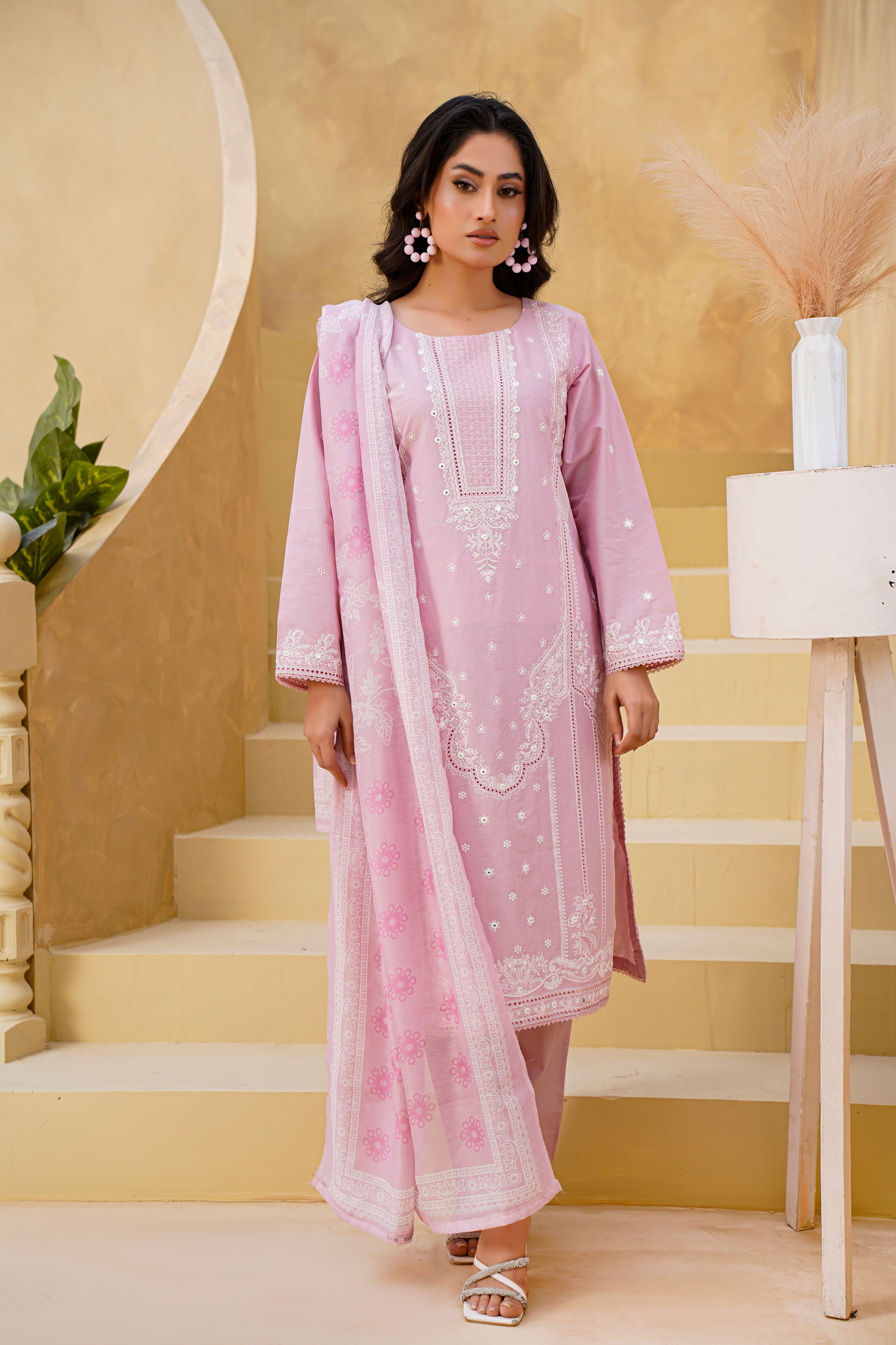Elegant Eastern Fashion Model in Velvet Dress · Free Stock Photo