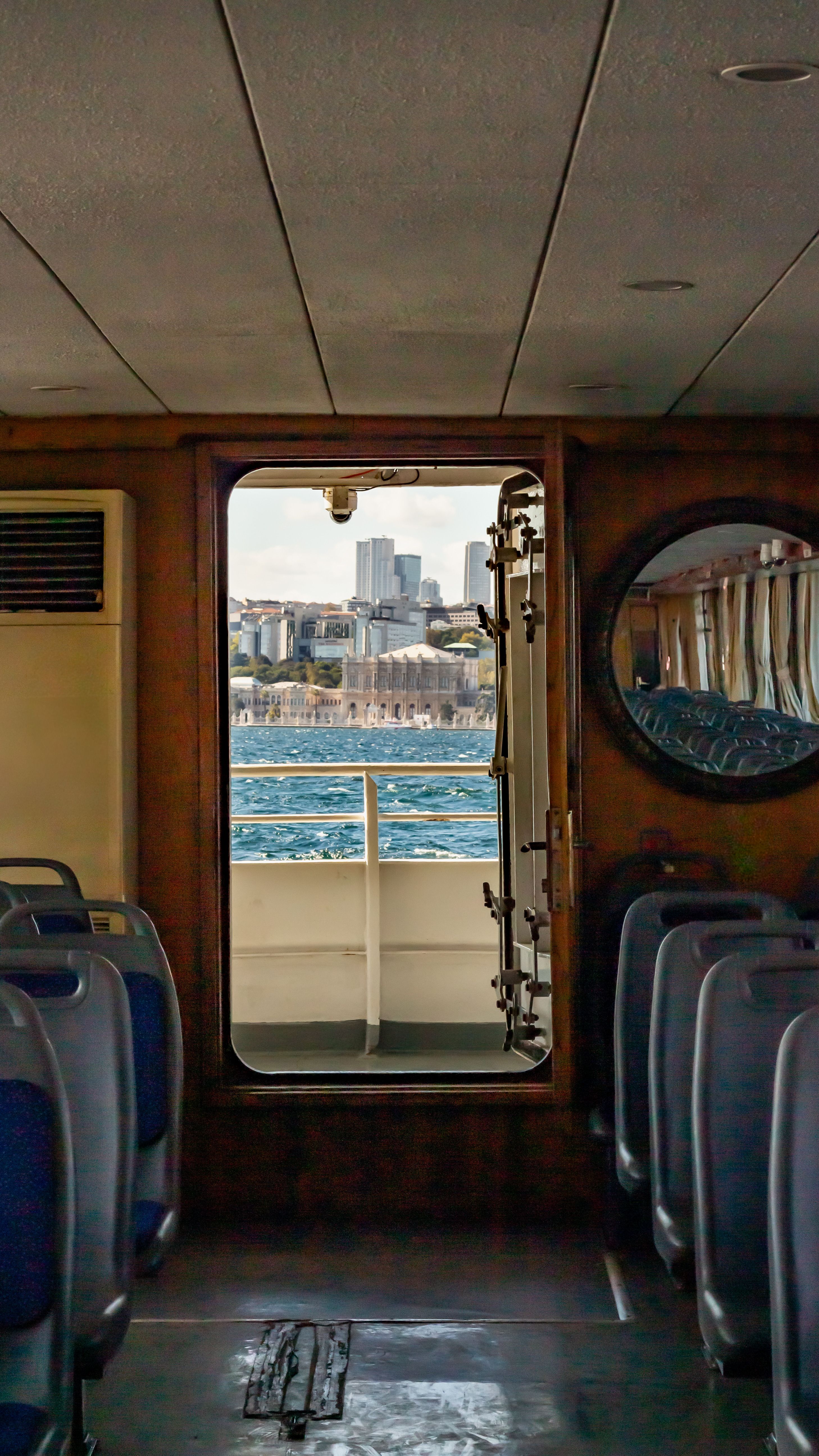Boat Inside Photos, Download The BEST Free Boat Inside Stock Photos ...