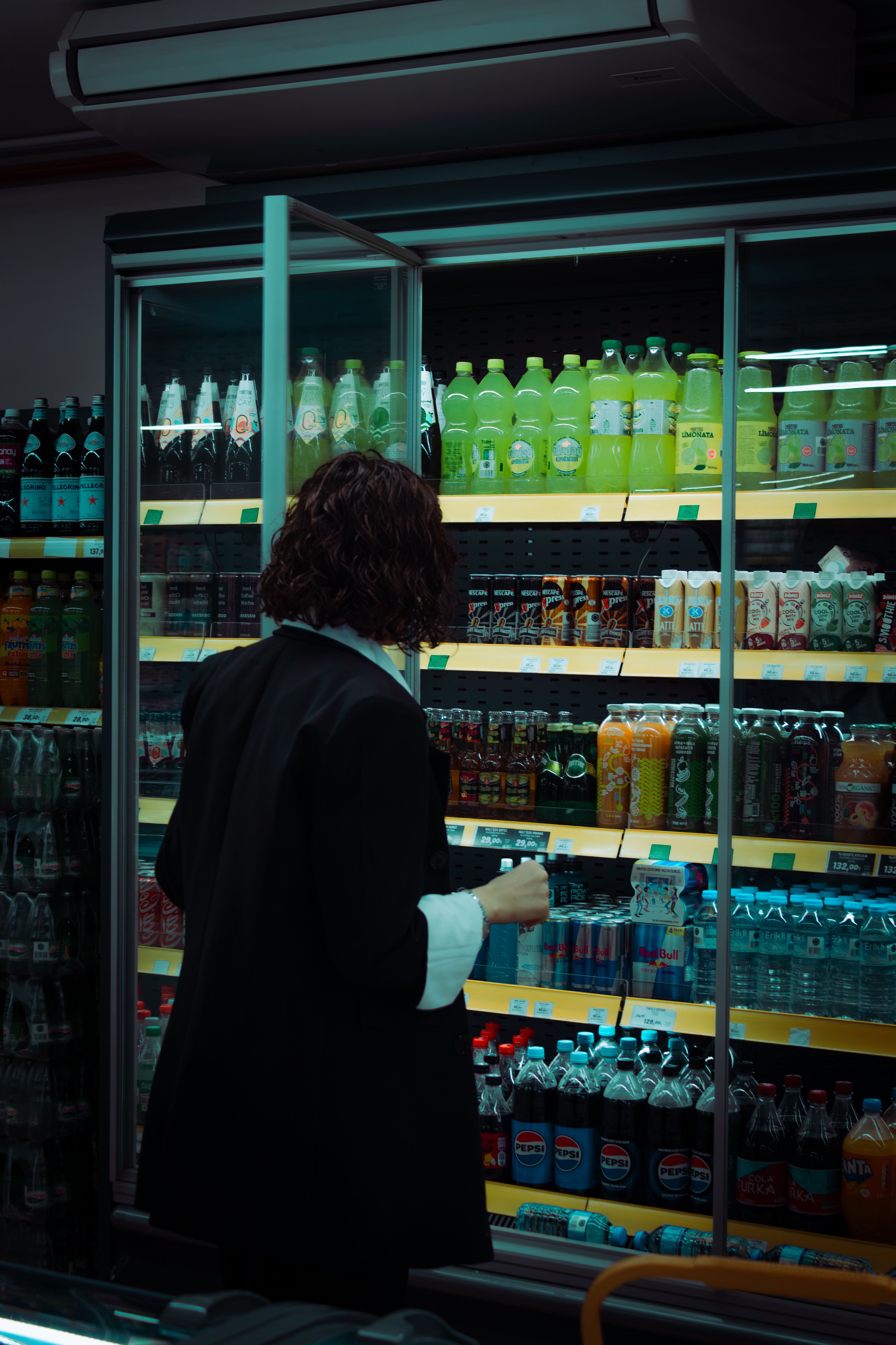 Female Shopper Photos, Download The BEST Free Female Shopper Stock ...
