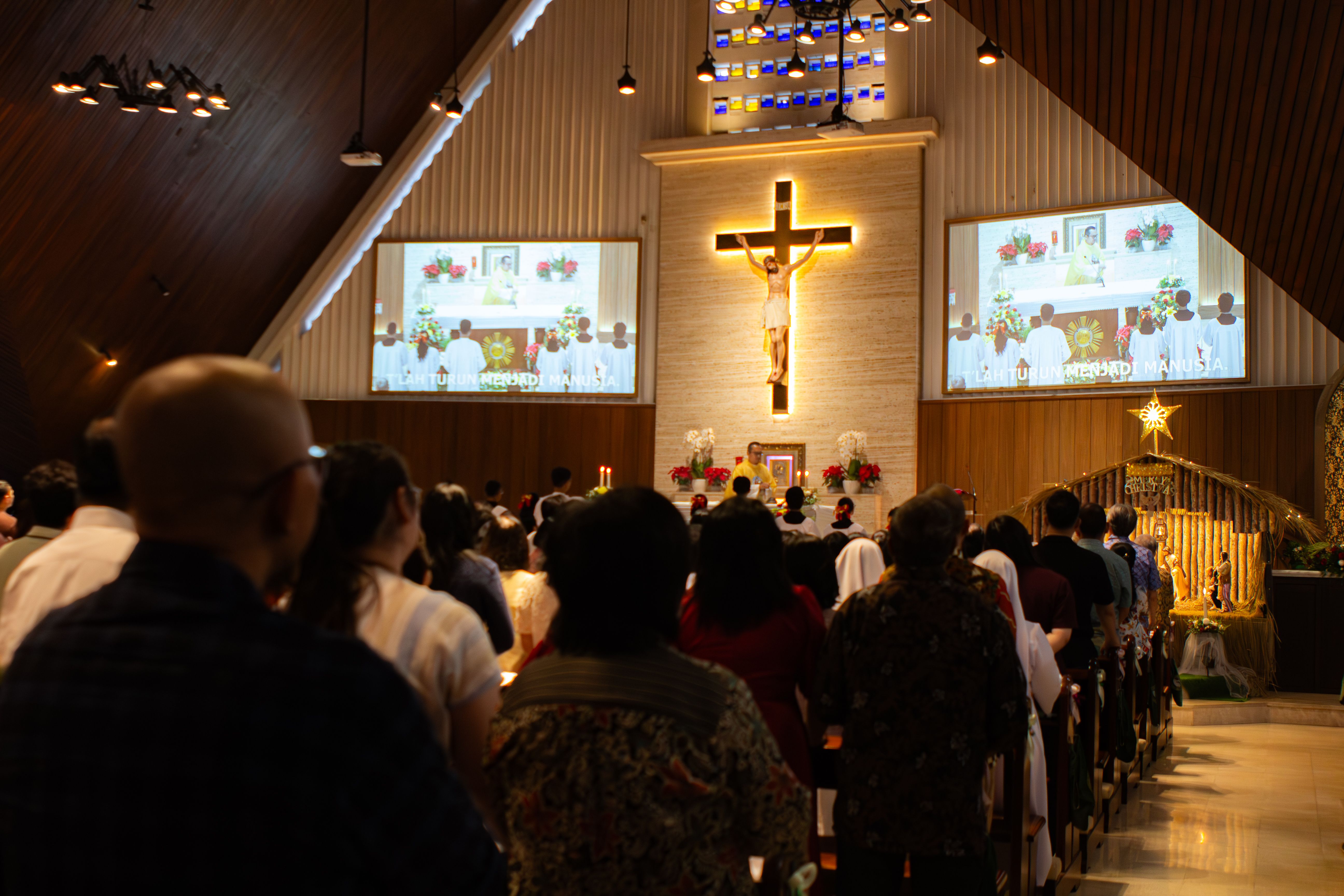 Christmas Mass in a Roman Catholic Church · Free Stock Photo