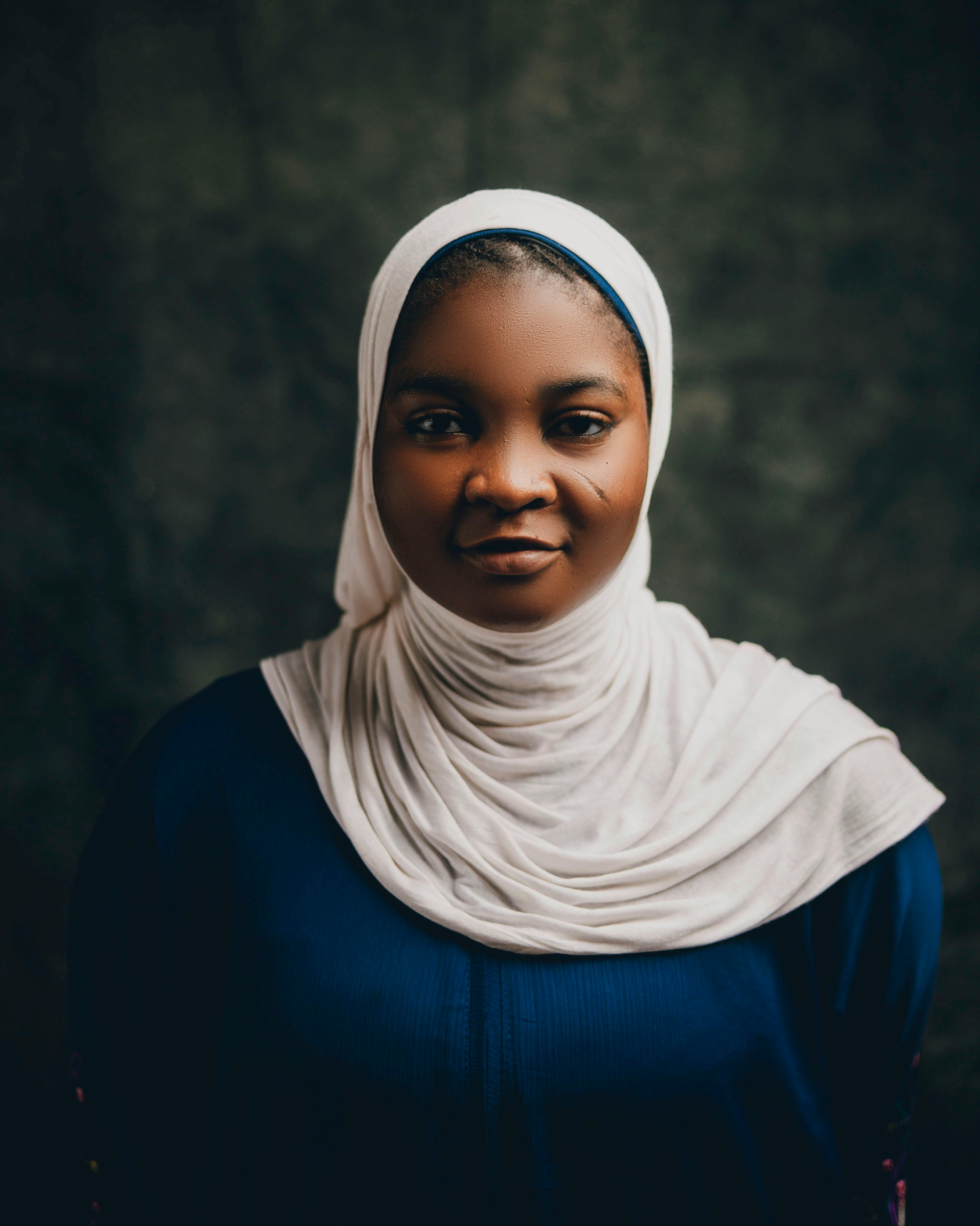 283.688+ Fotos y Imágenes de Cloth+by Gratis · Banco de Fotos Gratis