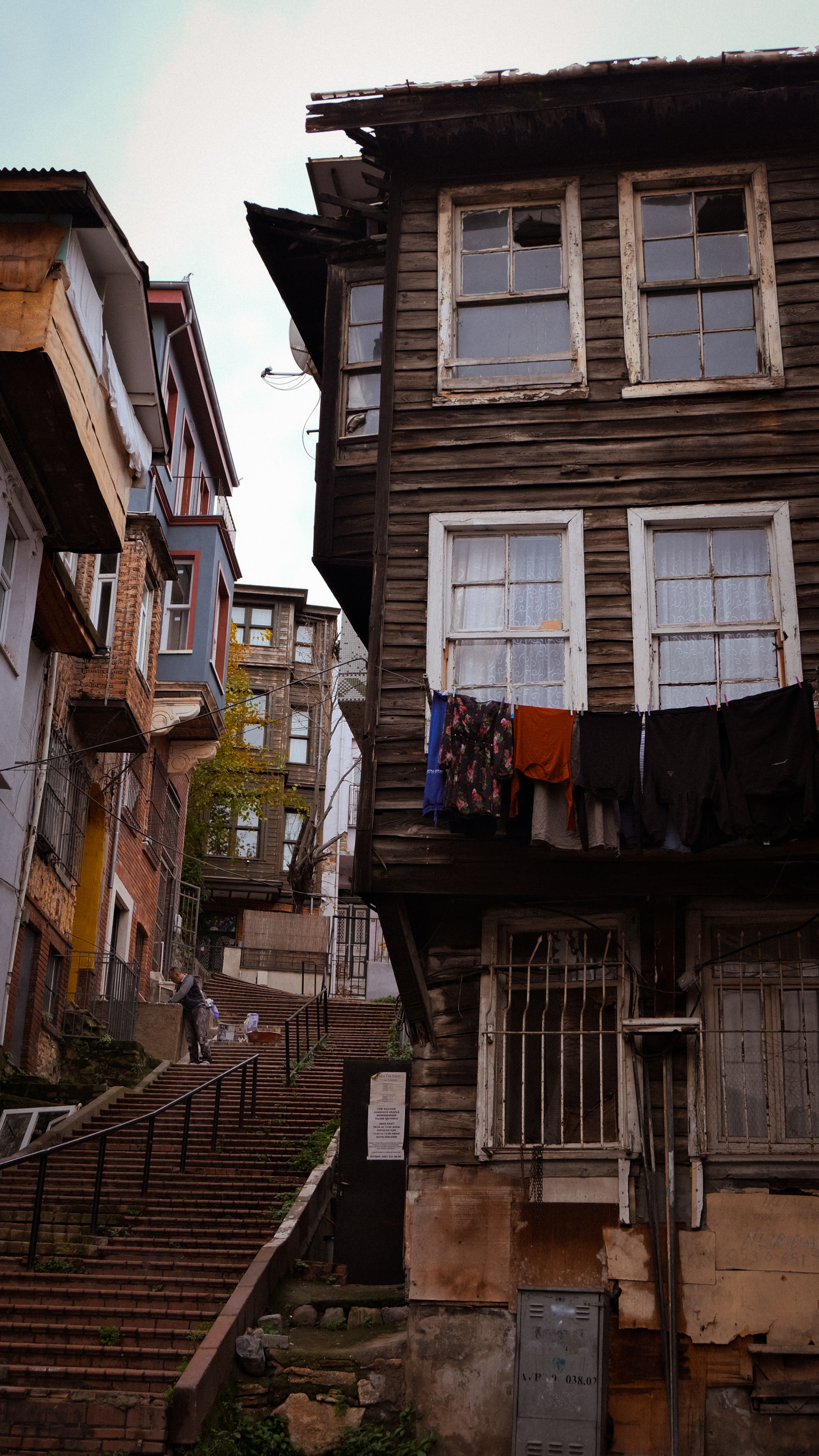 Charming Vintage Urban Street with Rustic Houses · Free Stock Photo