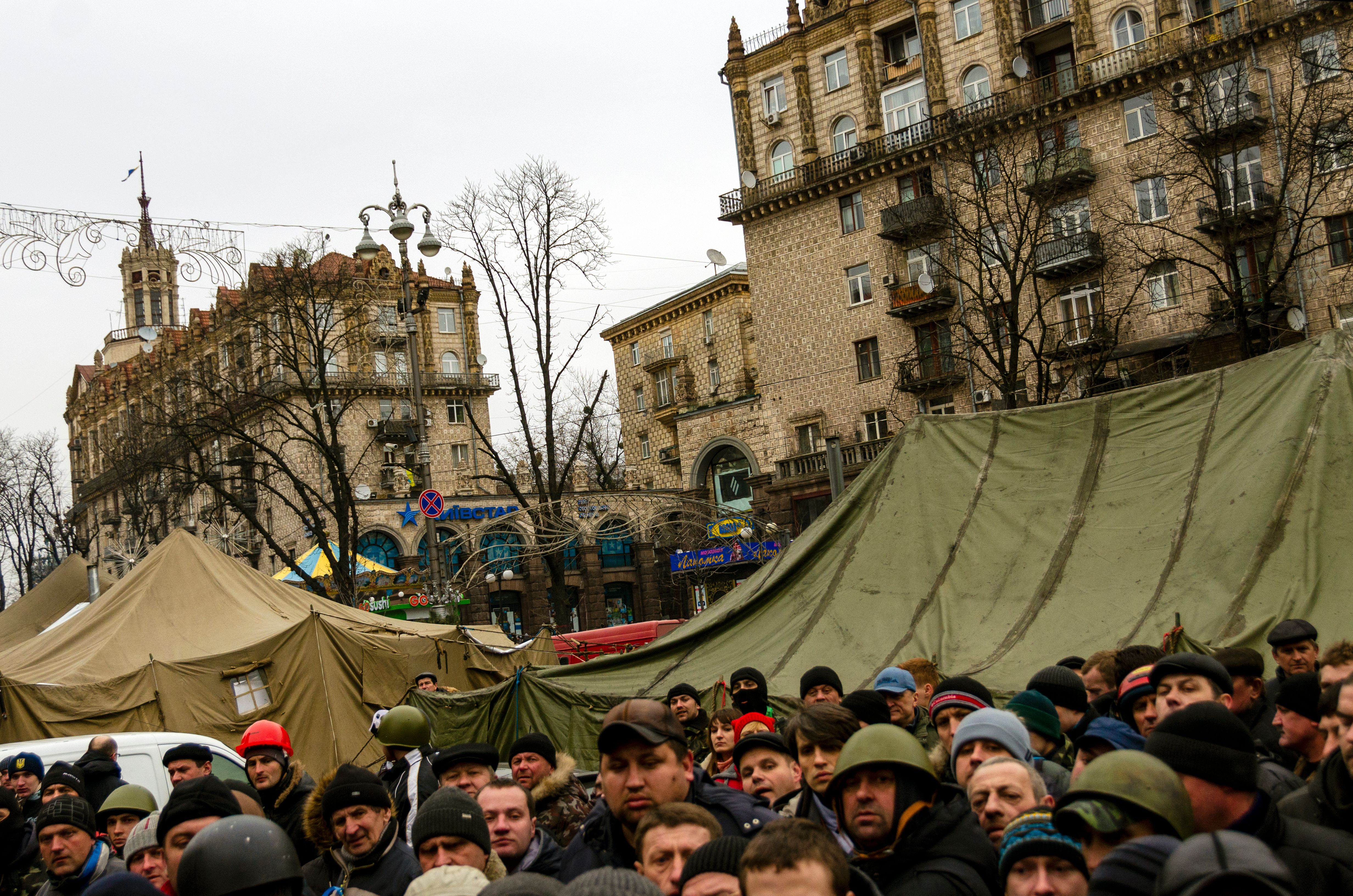 Crowd Gathering in Kyiv City Center Demonstration · Free Stock Photo
