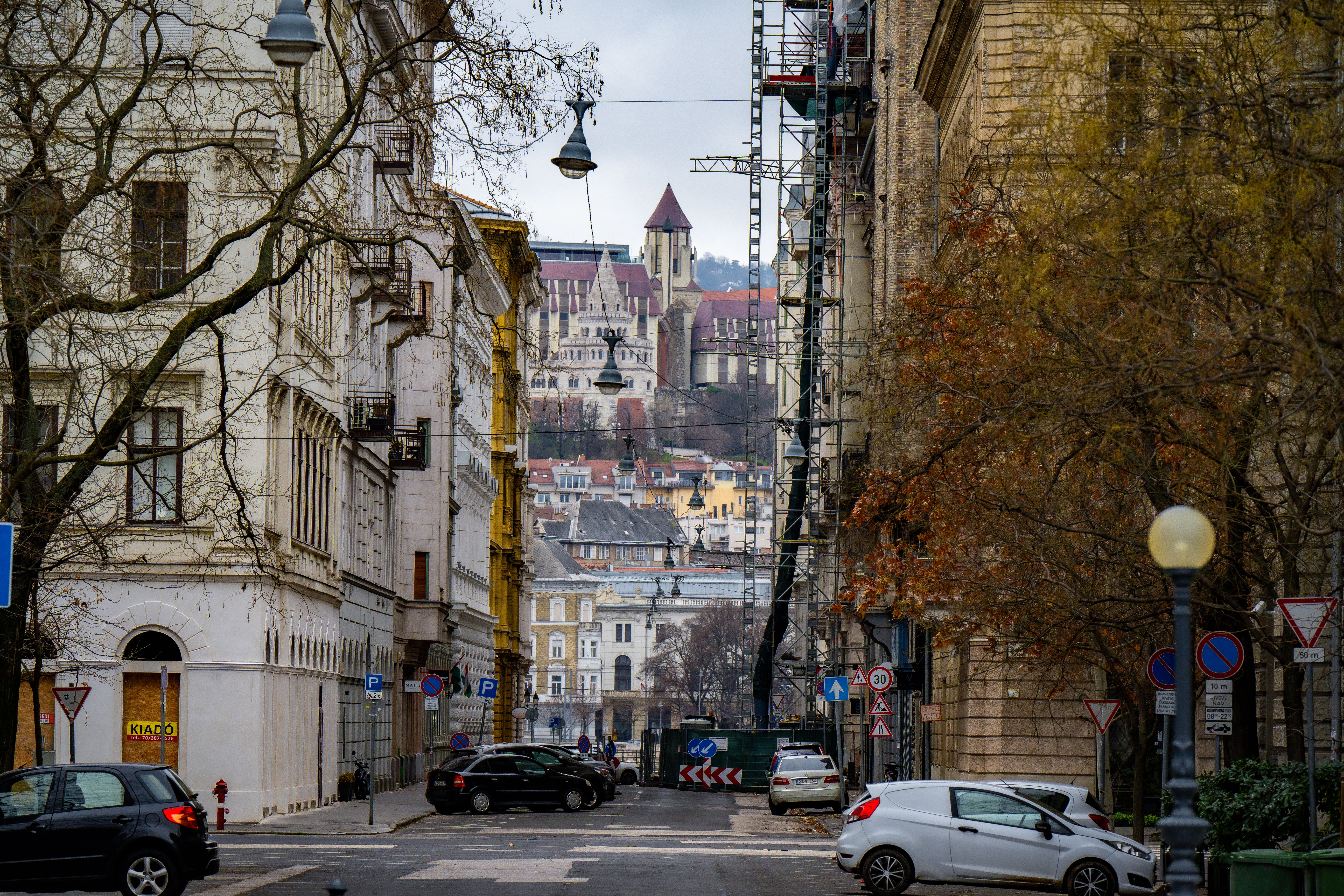 Street View of Budapest with Buda Castle · Free Stock Photo
