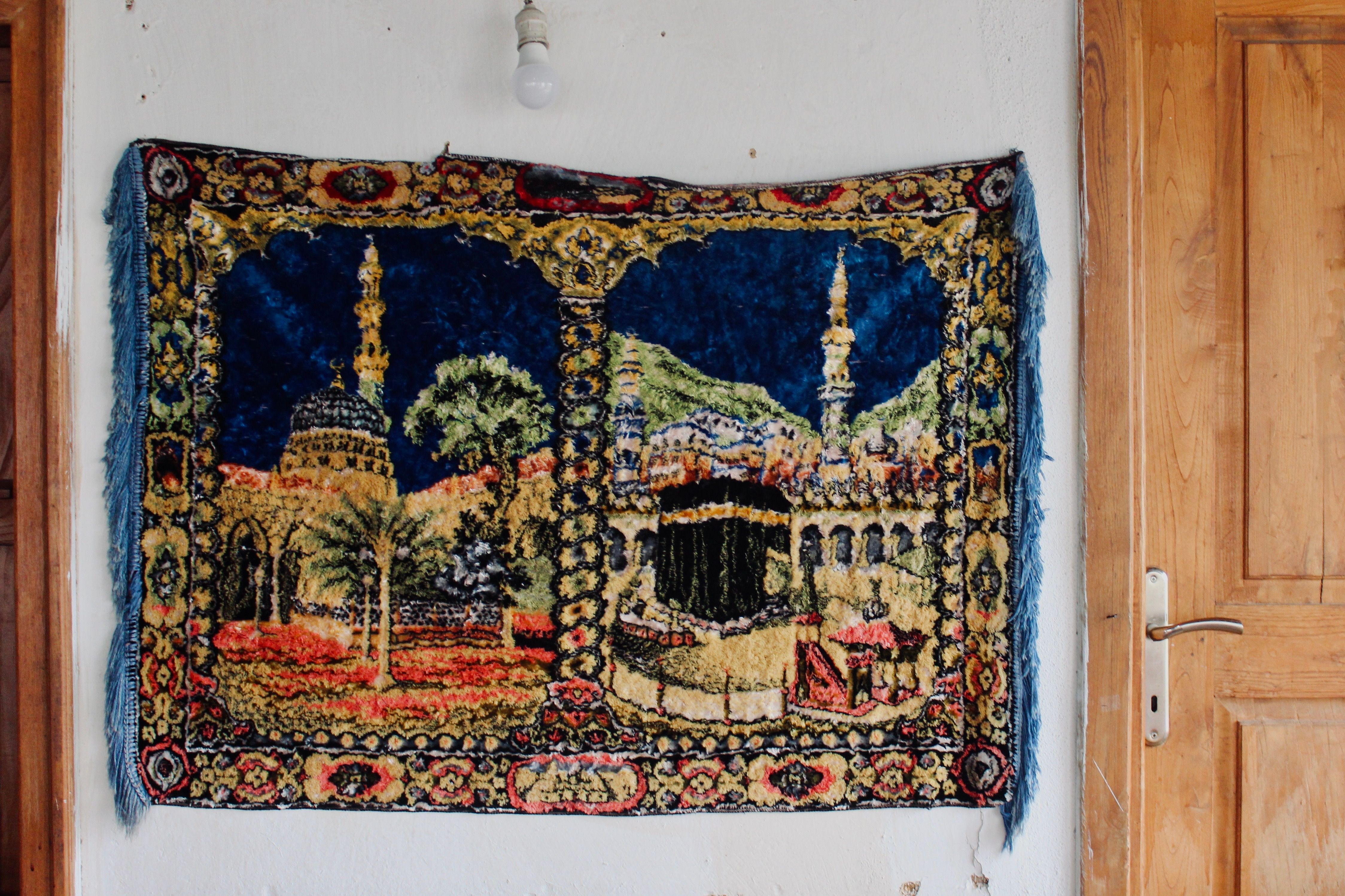 Tapestry Photos, Download The BEST Free Tapestry Stock Photos & HD Images